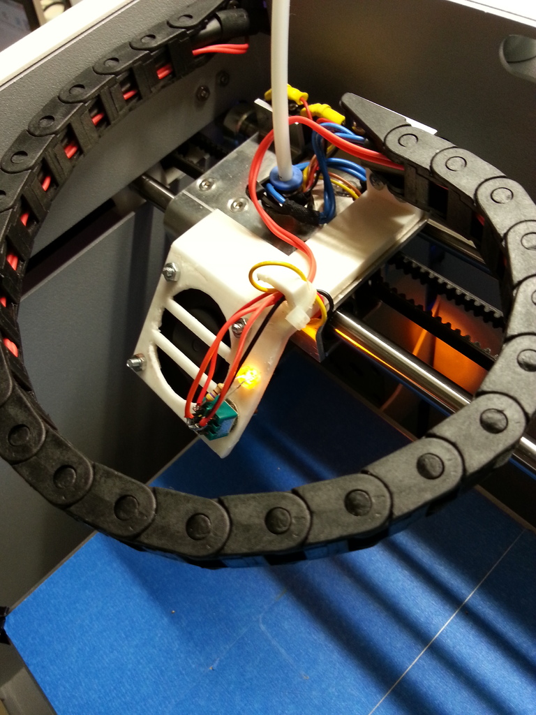 Fan-mount for German RepRap NEO by froetz | Download free STL model ...
