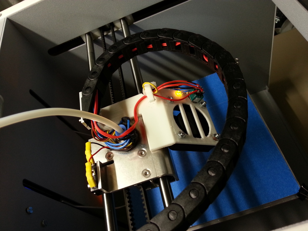 Fan-mount for German RepRap NEO by froetz | Download free STL model ...