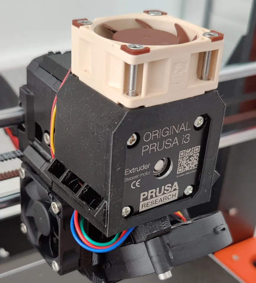 MK3S+ small Extruder Cooler with diverted airflow by Matt | Download ...