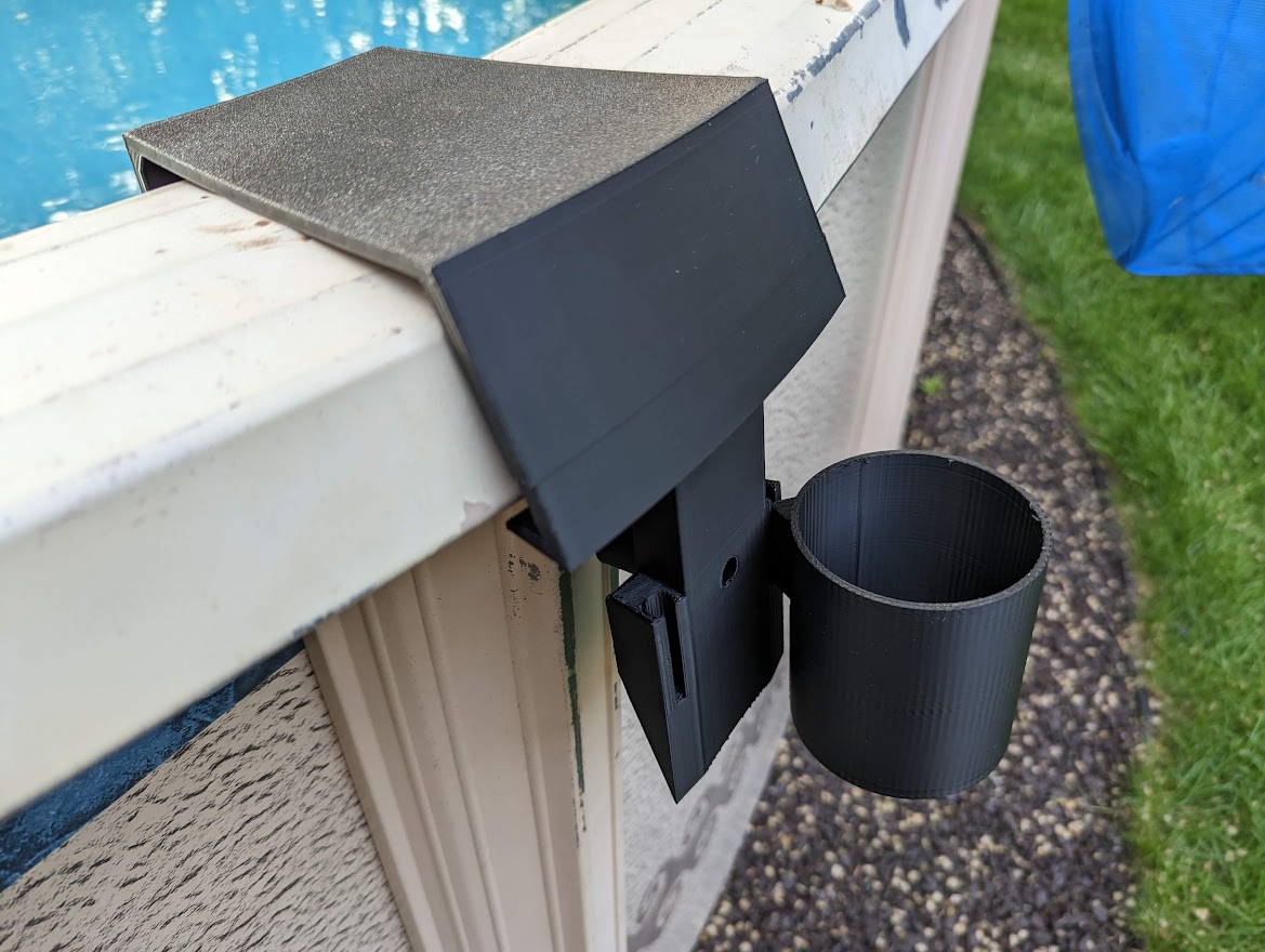 Pool Wall Cap Cover with accessories by BeeRad | Download free STL ...