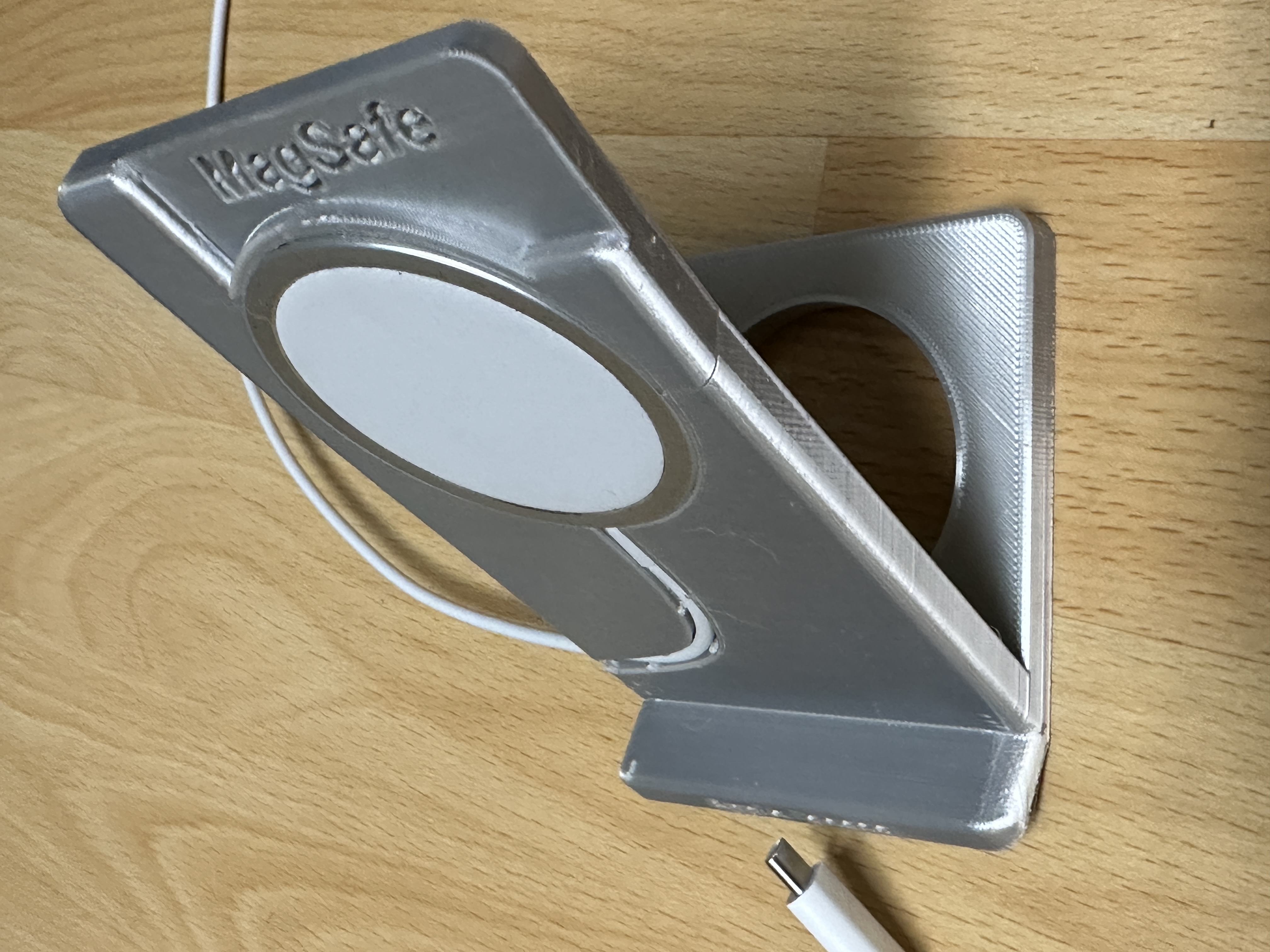 Iphone 14 dock for magsafe charger by maxinike | Download free STL ... Iphone 14 dock for magsafe charger by maxinike | Download free STL ...