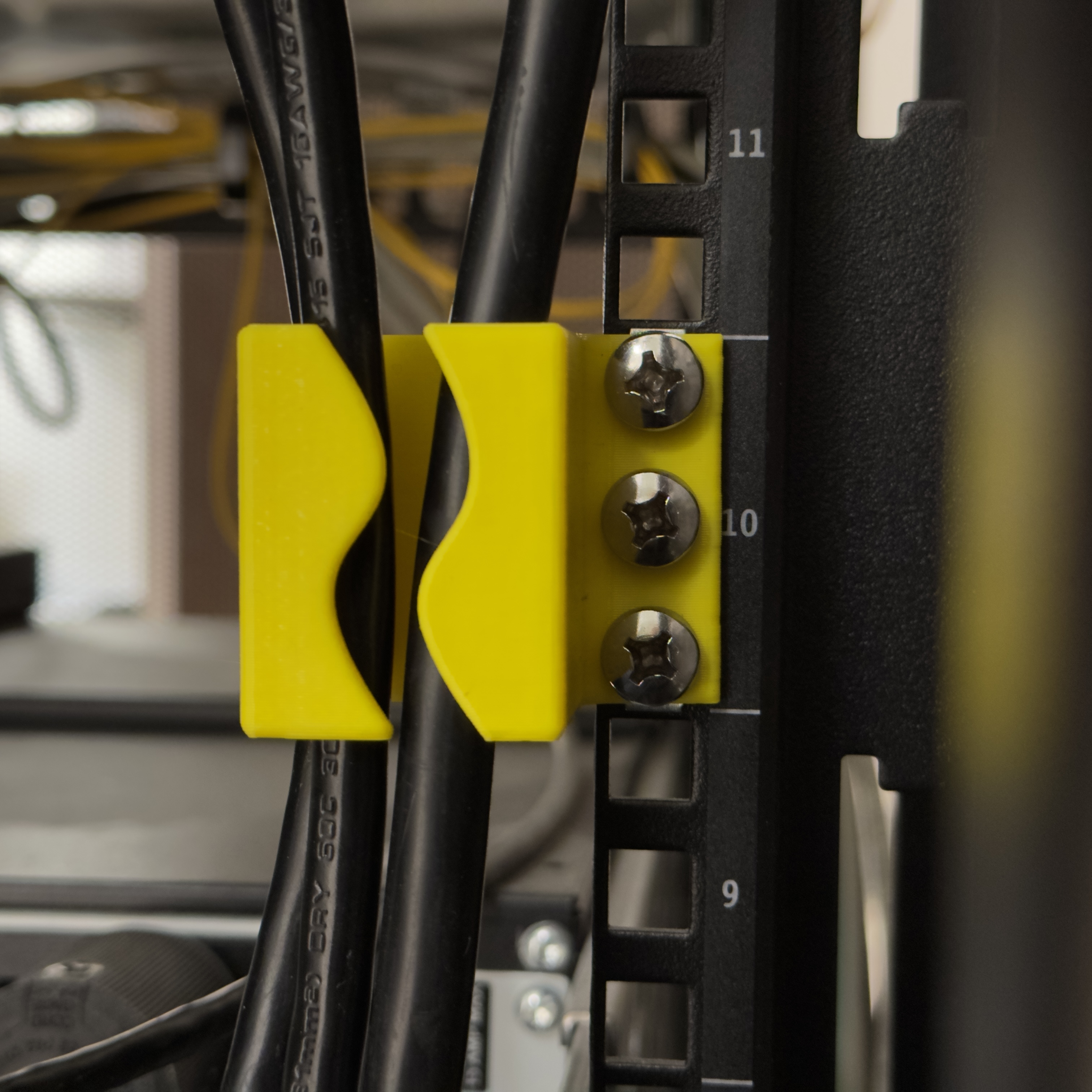 1U Server Cable Manager by NurgleTWH | Download free STL model ...