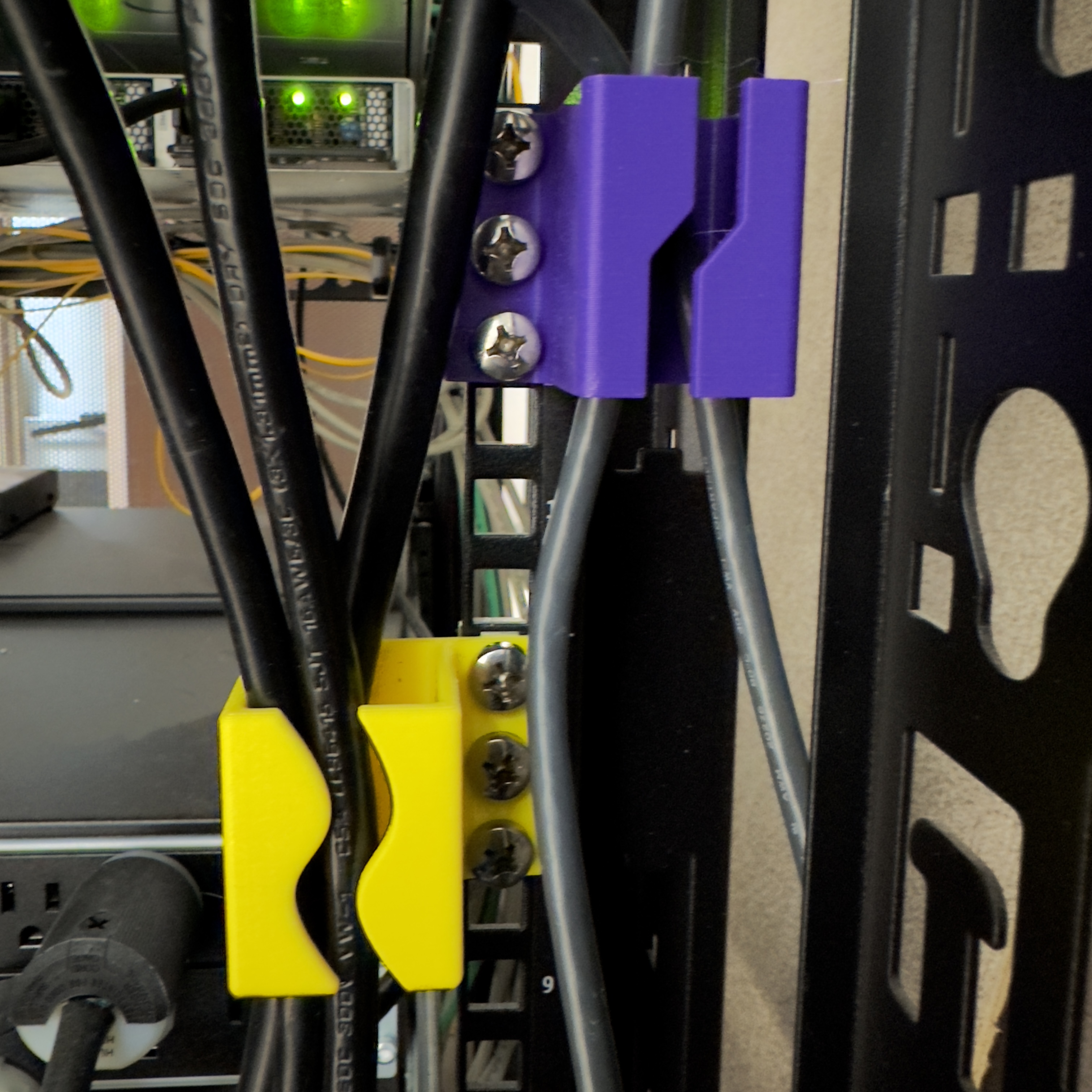 1U Server Cable Manager by NurgleTWH | Download free STL model ...