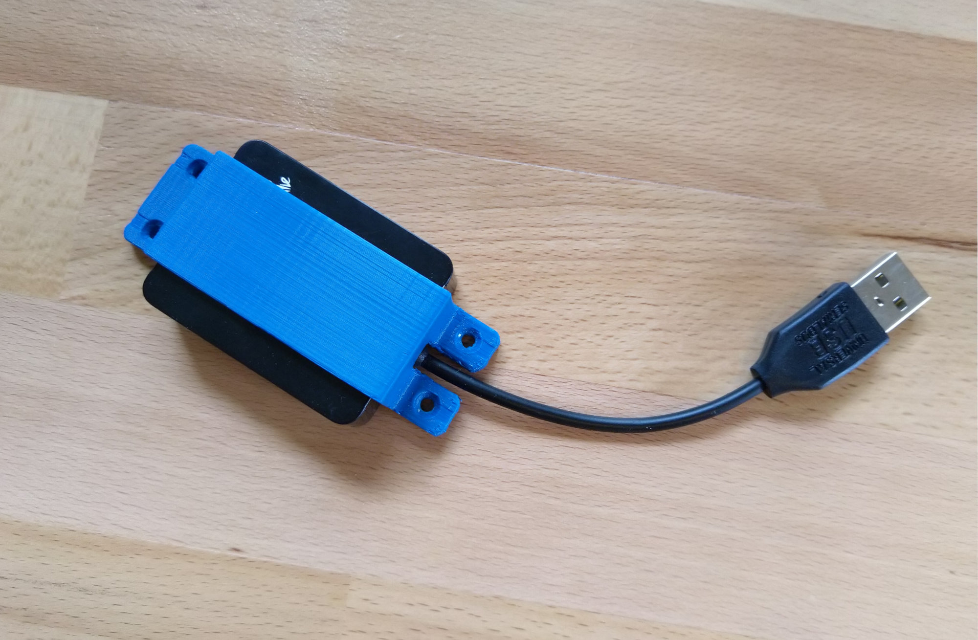 USB Hub Mount / Holder / Bracket by innercube | Download free STL model ...