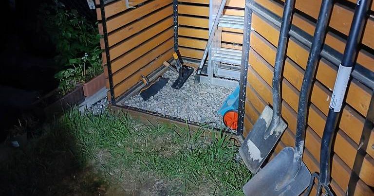 Fiskars QuickFit wall holder by n00by | Download free STL model ...