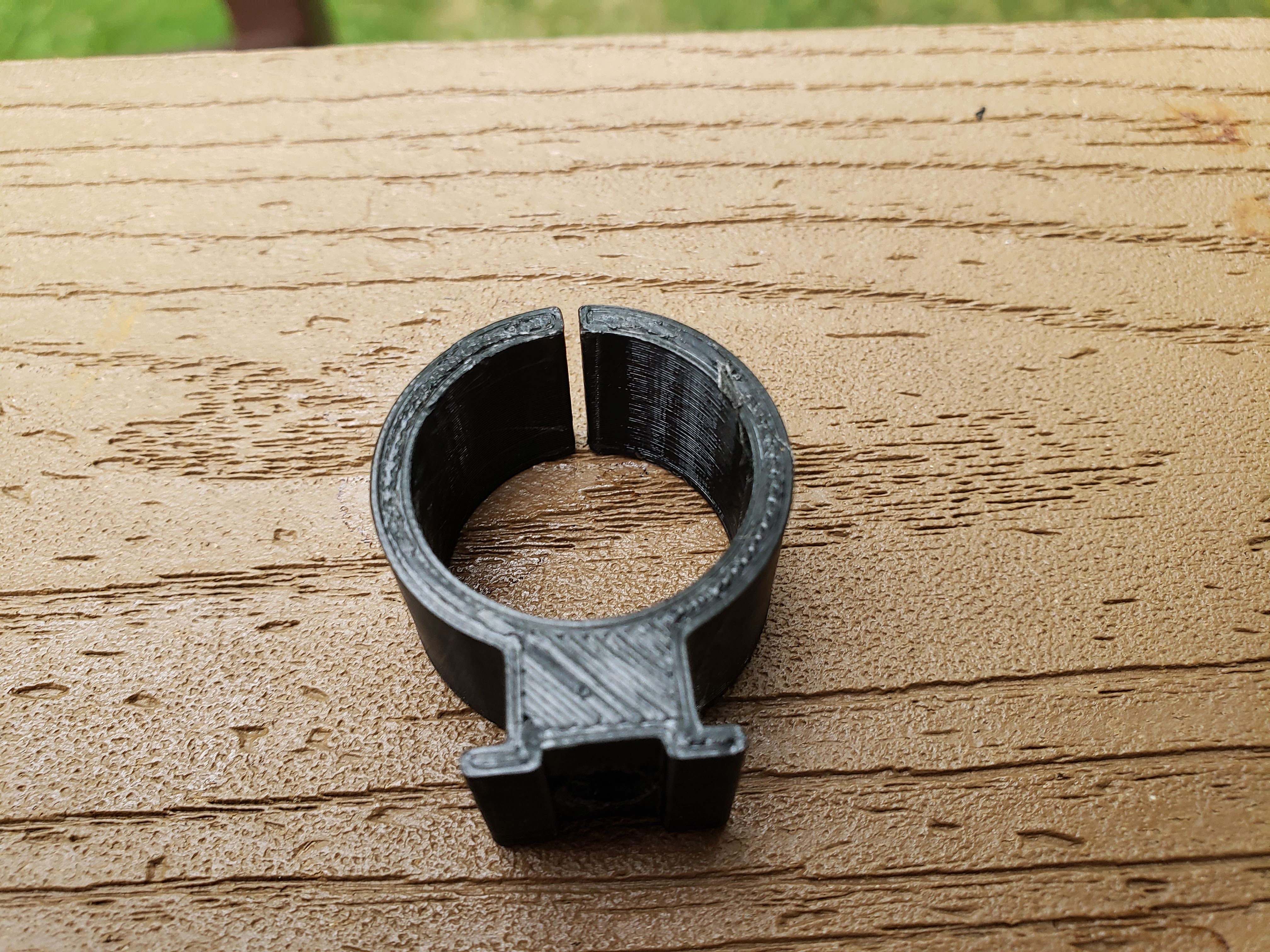 Flashlight mount for camera by Eric | Download free STL model ...