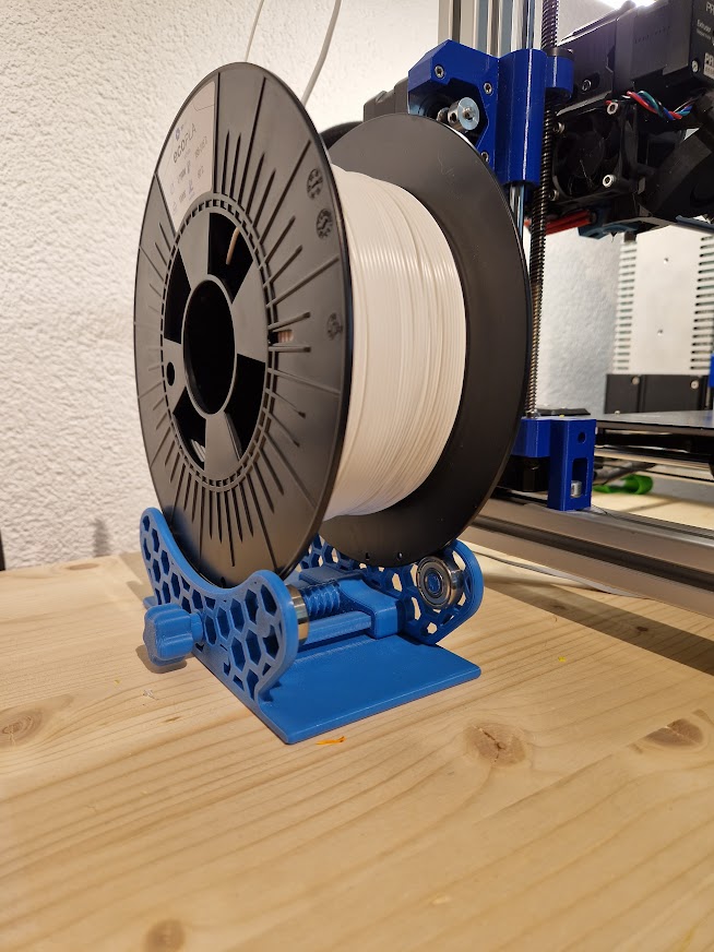 adjustable filament spool holder by Gruetler Saiki | Download free STL ...