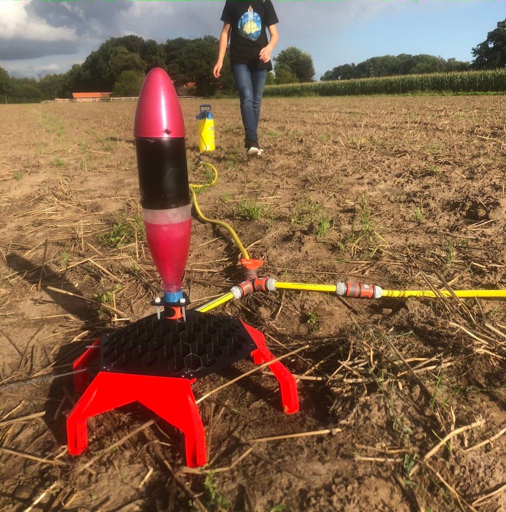 Water rocket launcher by gimpelginster | Download free STL model ...