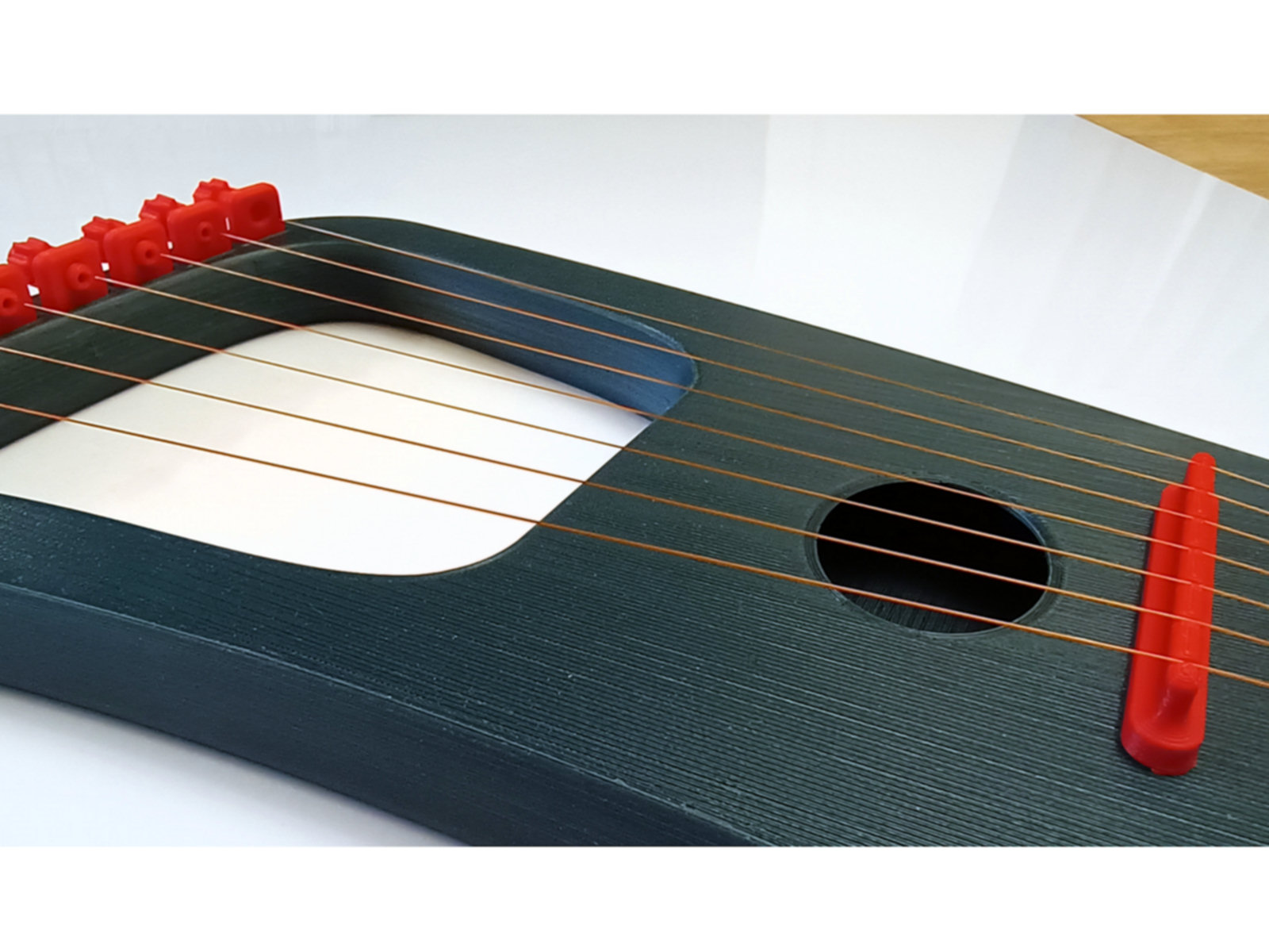 Lyre 100% PLA. (project - making musical PLA strings) by Wim V ...