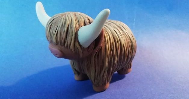 Highland Cow With Base Remixed by Penguino - MakerWorld