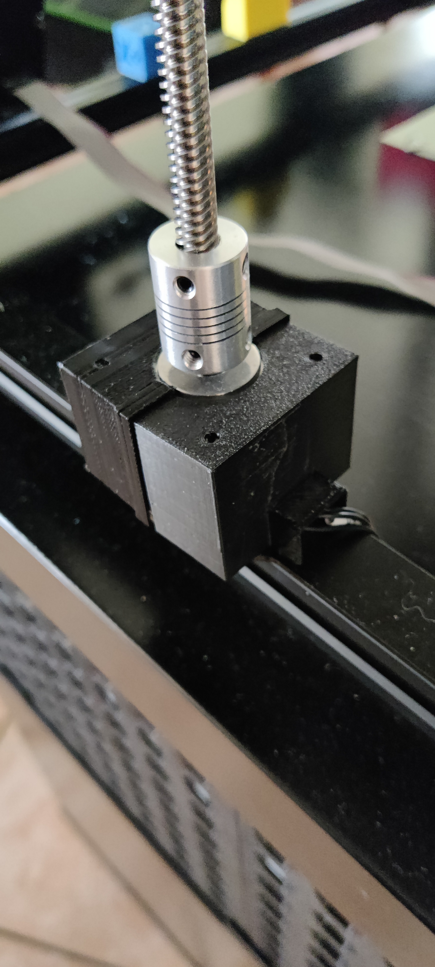 Zonestar Z9V5 X axis motor cover by Jan Snijder | Download free STL ...