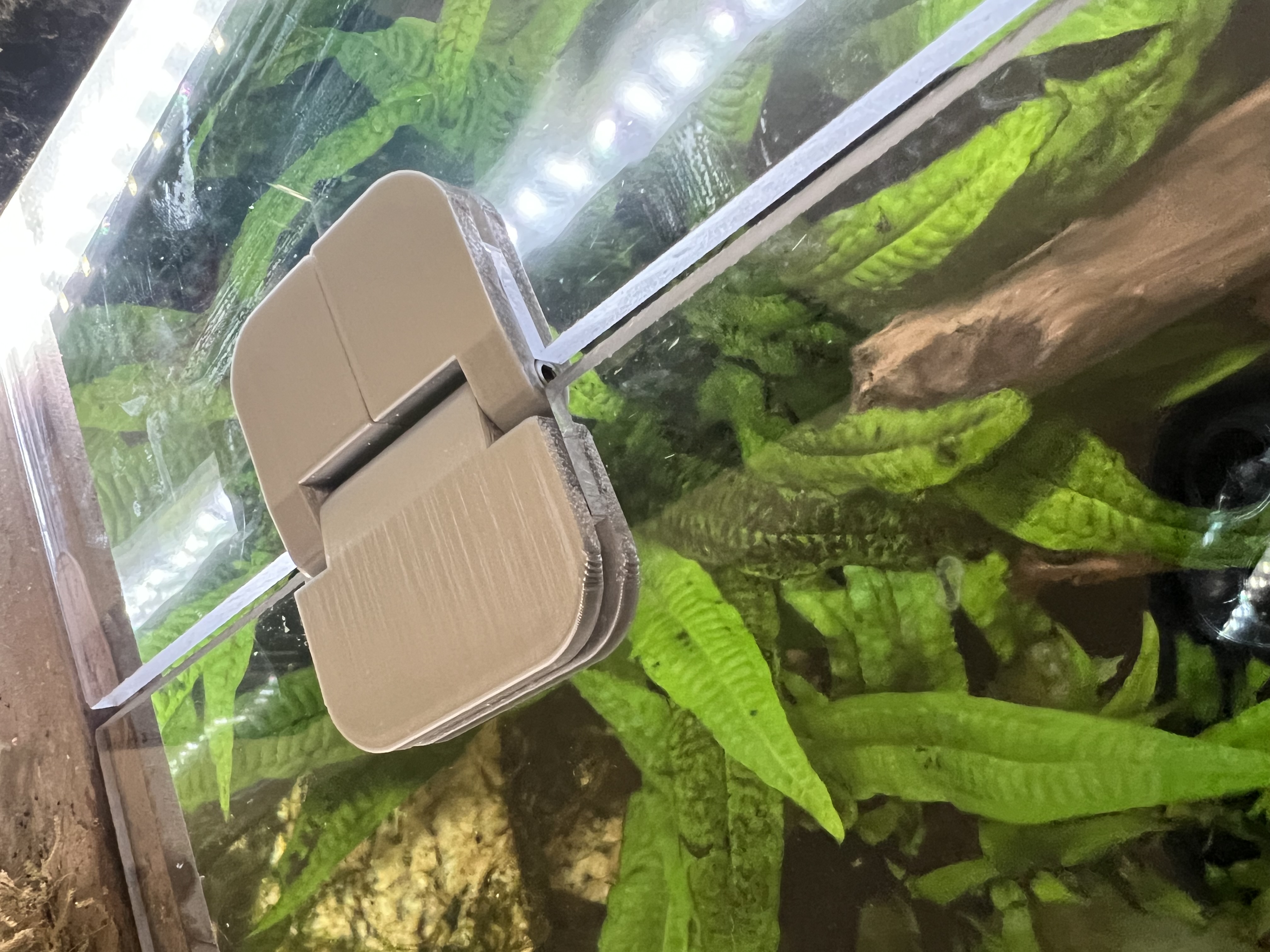 Fish Tank Lid Hinge by FlyingLunatic06 | Download free STL model ...