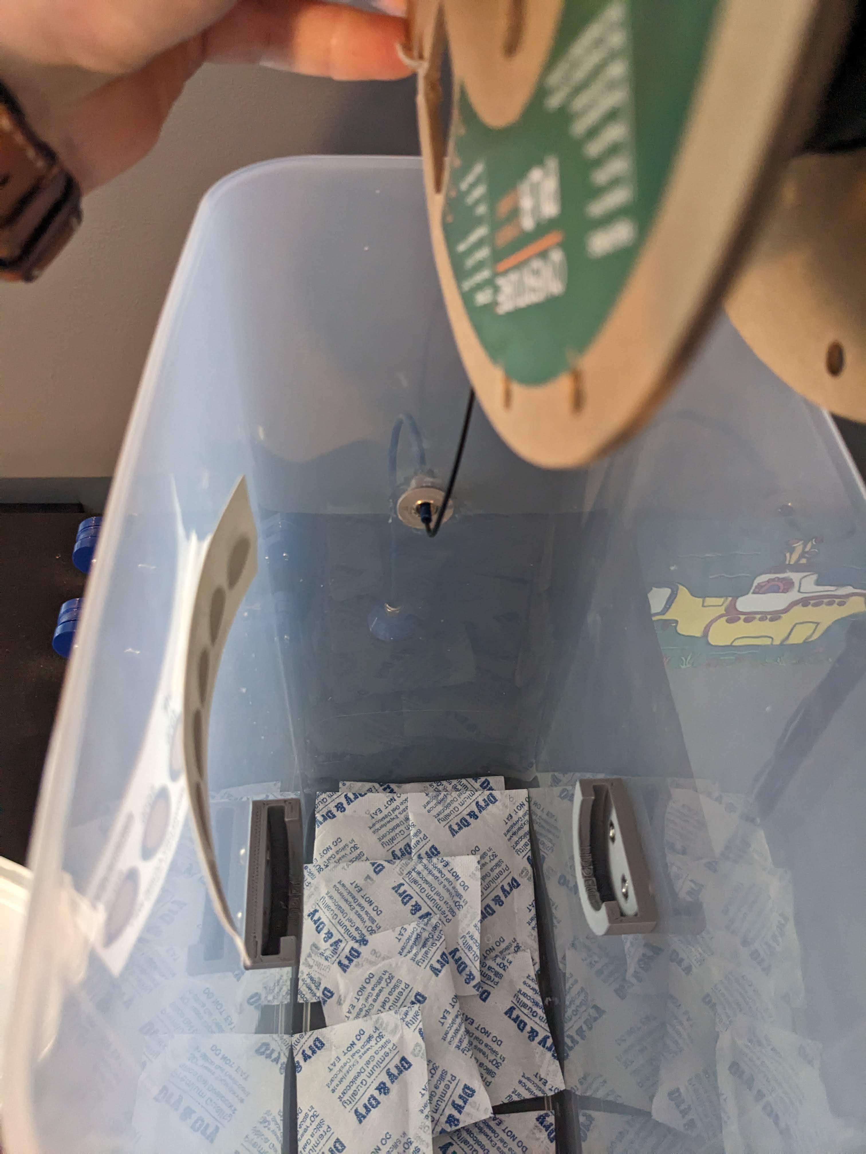 DryBox Spool Holder by Fresh1492 | Download free STL model | Printables.com