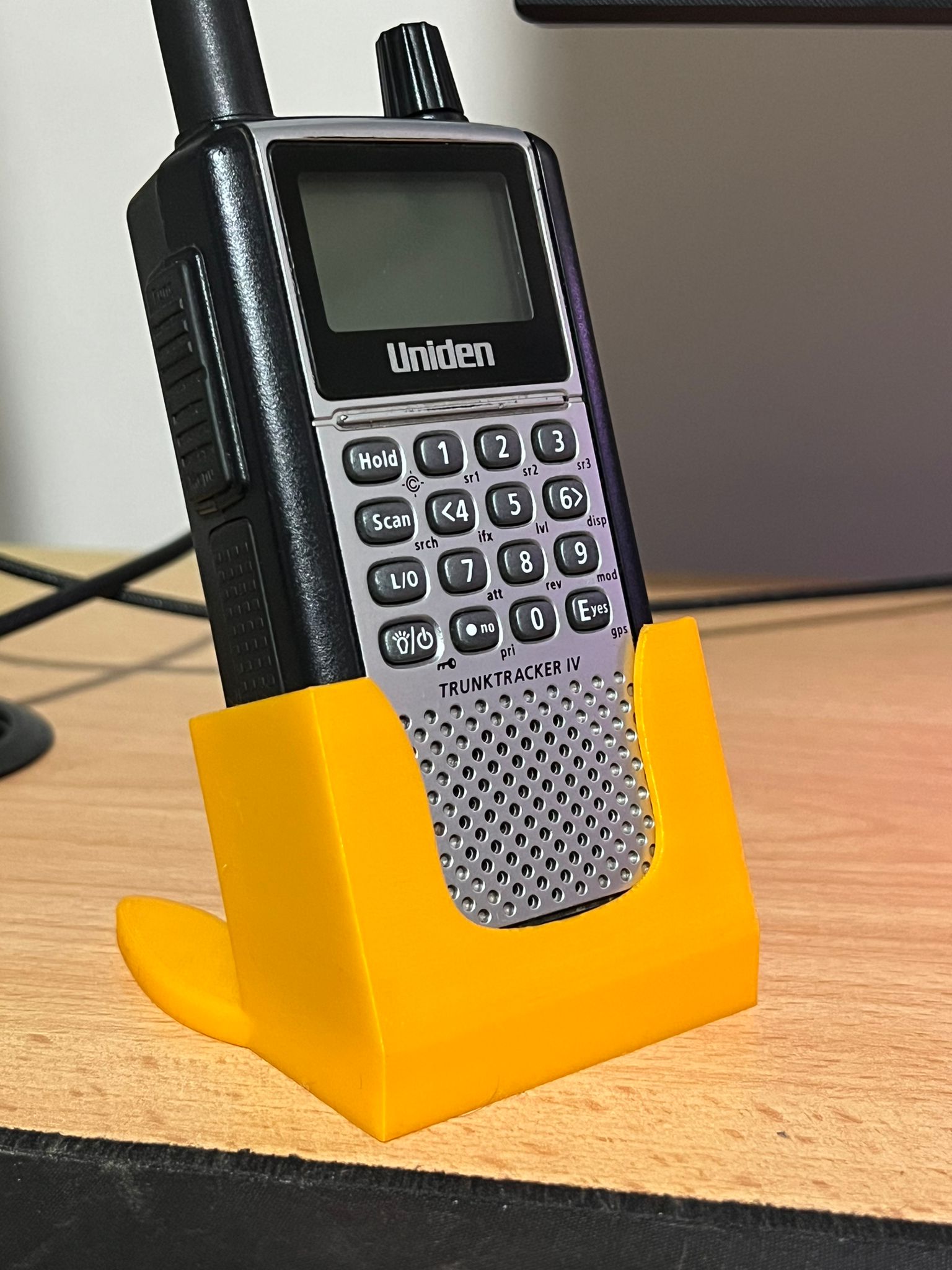 Uniden UBCD396XT Desk Stand by MrWasabi | Download free STL model ...