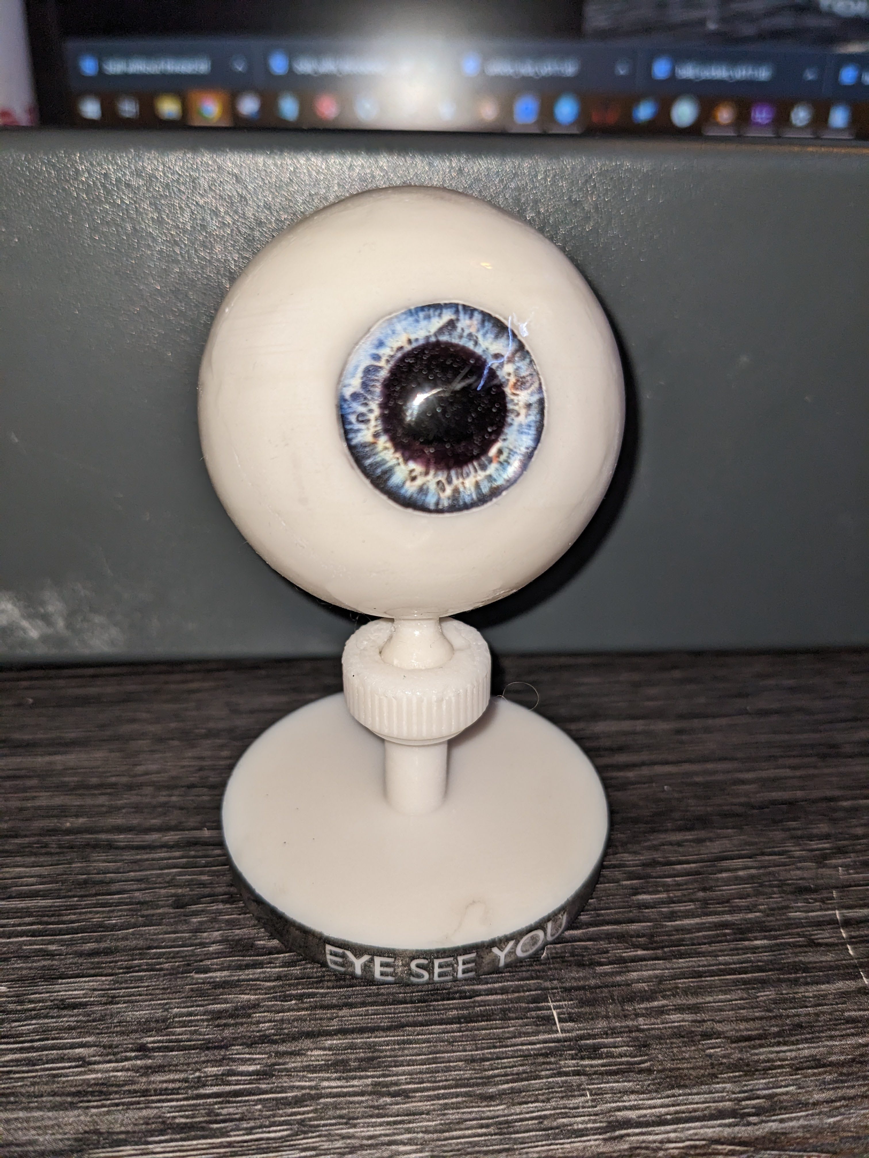 Creepy Eyeball on Swivel Mount by Adam Holland | Download free STL ...