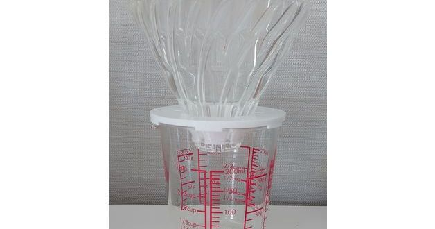 HARIO V60 dripper holder : diameter resizable by aoshimak | Download free STL model | Printables.com