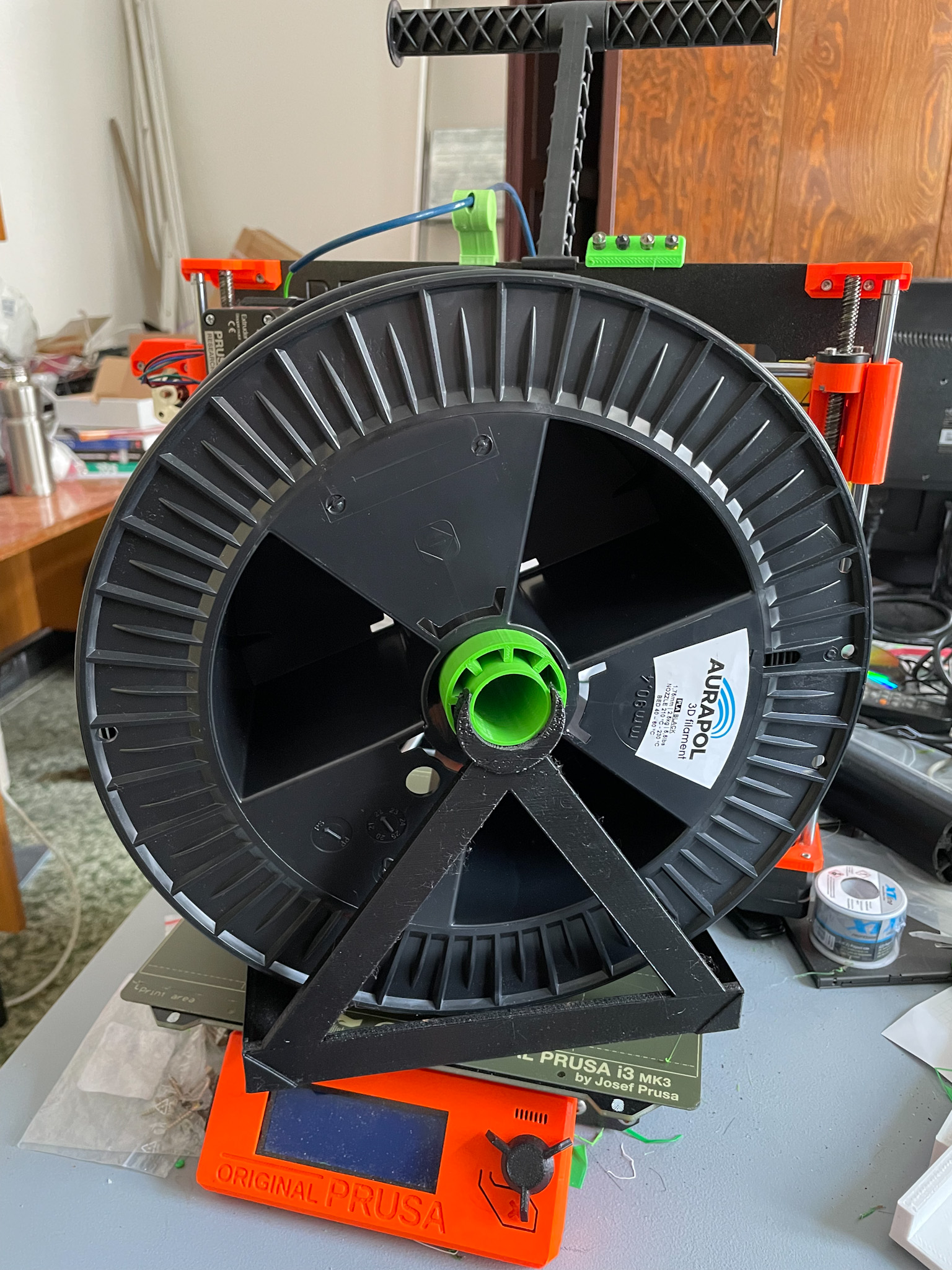 Stojan na filament 2,5 KG by Jaroslav Paroubek | Download free STL ...