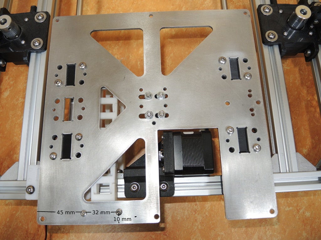 Y-Bed Cable Chain for Anet A6 Evolution Cube by Sam | Download free STL ...