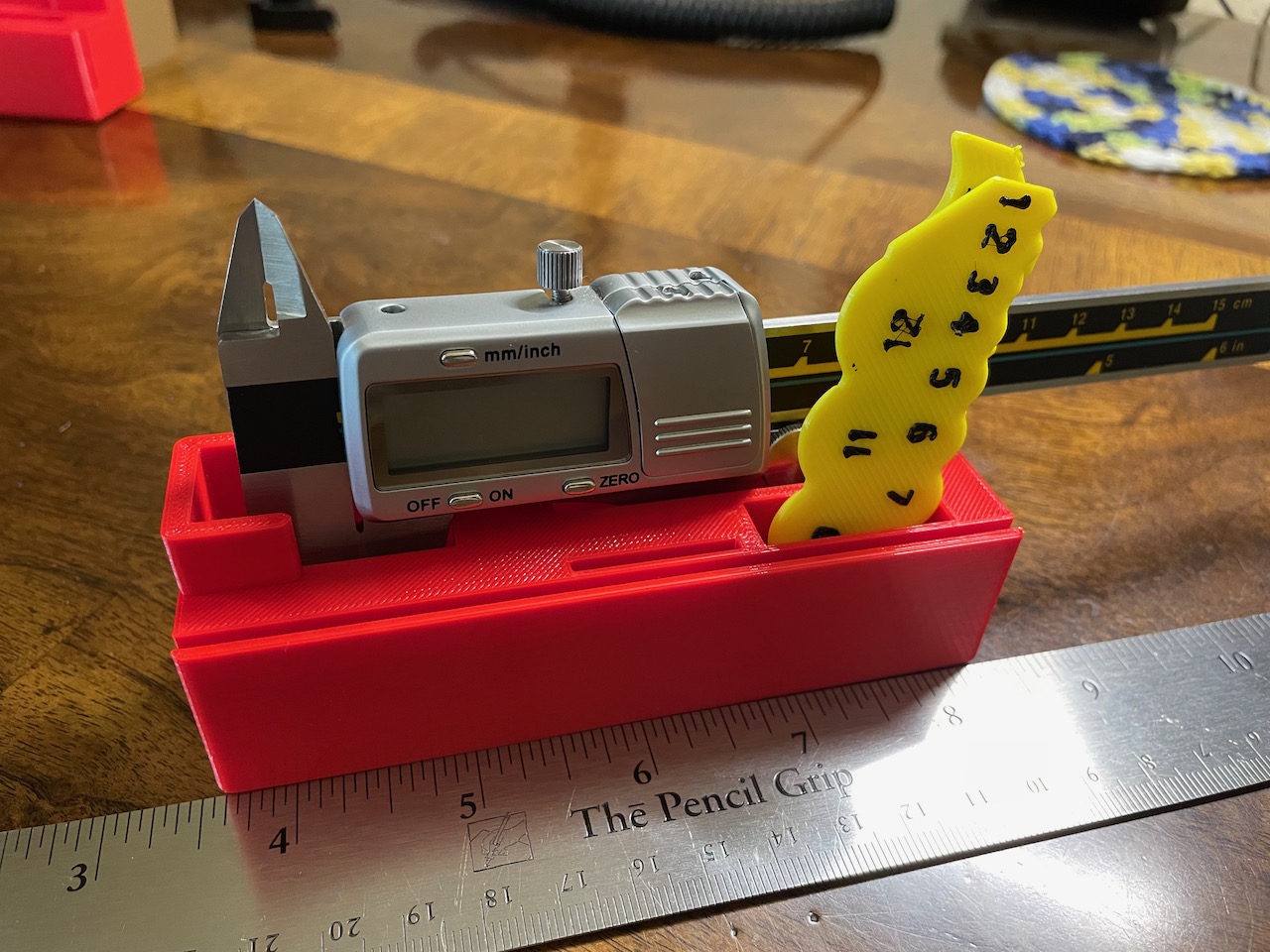 Desktop caliper & ruler holder by ronguest | Download free STL model ...