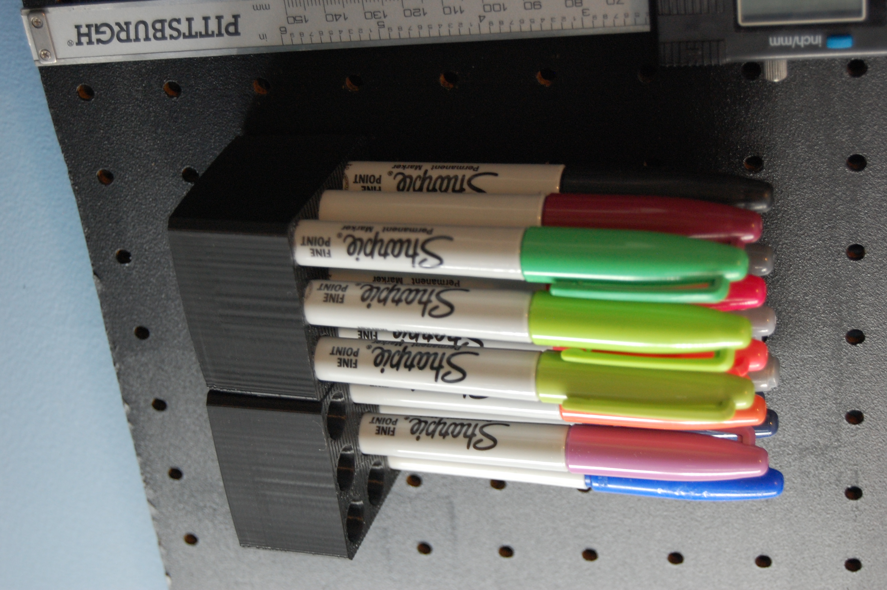 Sharpie Holder For pegboard by thecharliewahl | Download free STL model ...