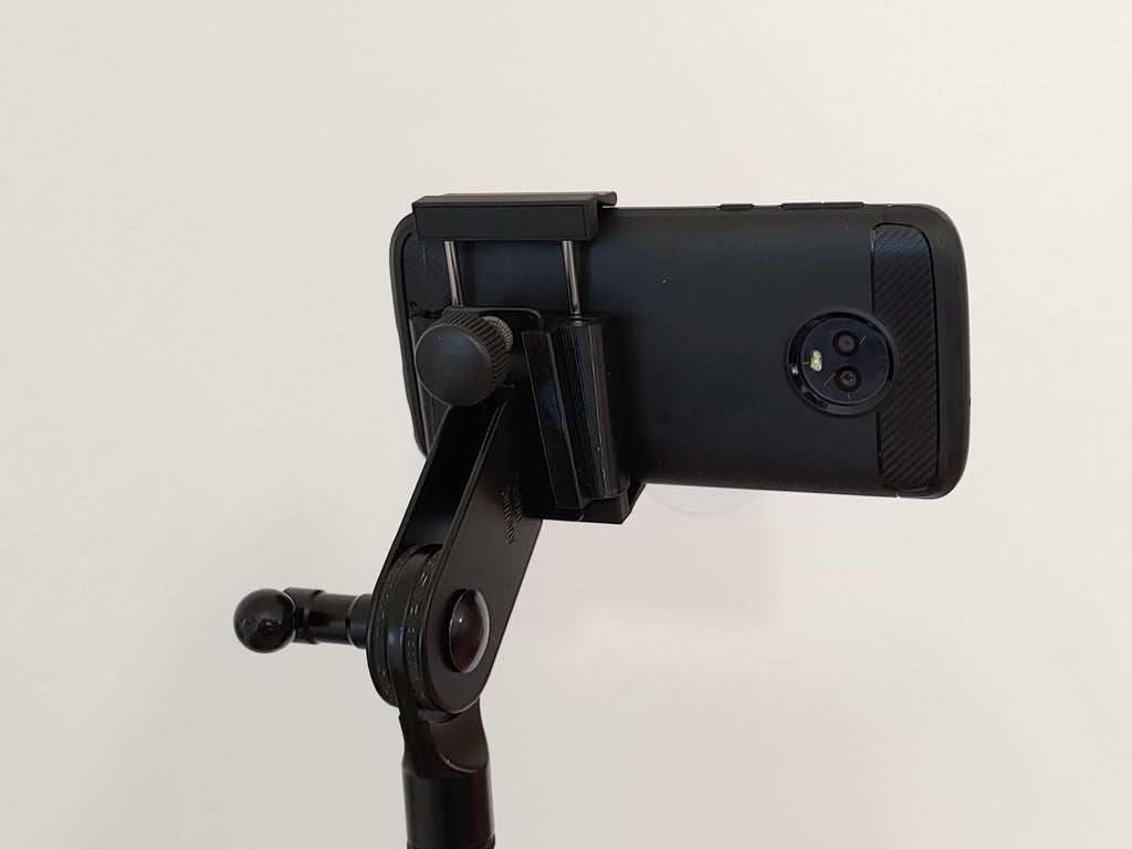 Smartphone Fixation for Microphone Stand by Sam | Download free STL ...