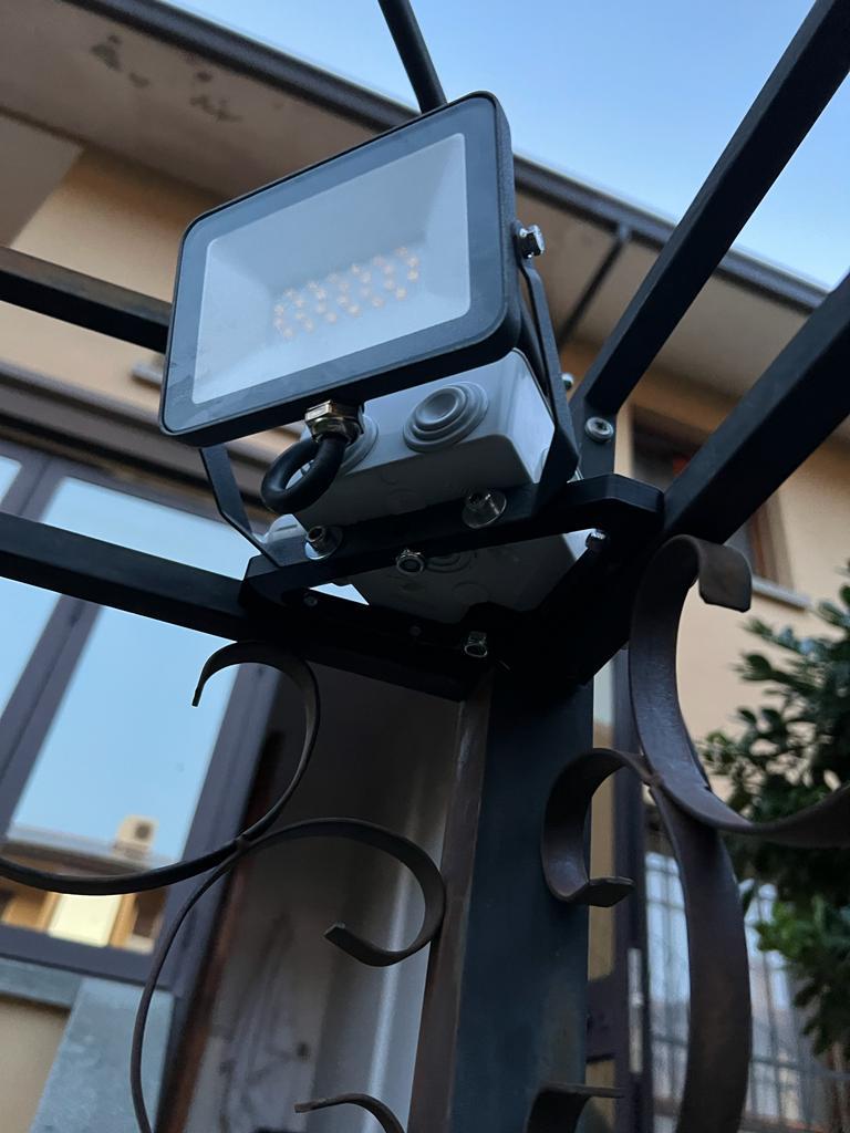 Gazebo spotlight support by FreySap11 | Download free STL model ...