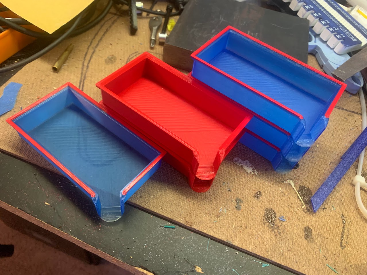 Stackable small parts bin with rounded pour out corner by Sc1re ...
