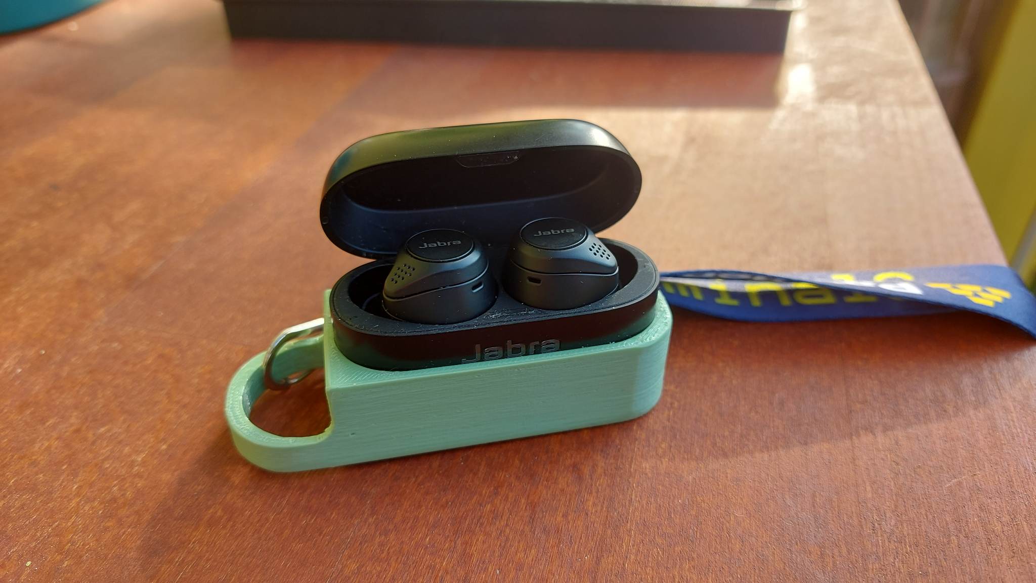 Jabra Elite 75t Keychain by Moukloup | Download free STL model | Printables.com