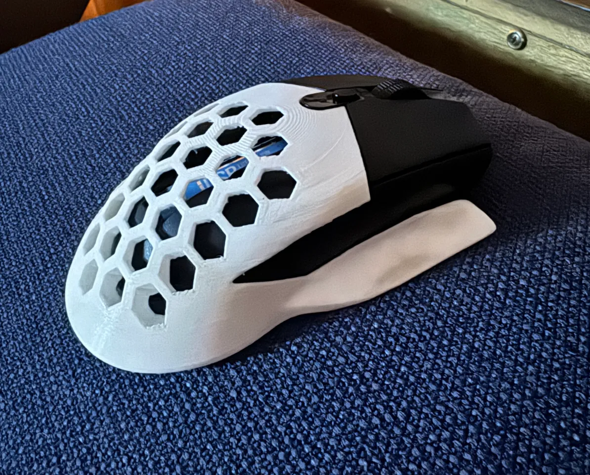 G305 Ergo battery case by Peterfn | Download free STL model ...