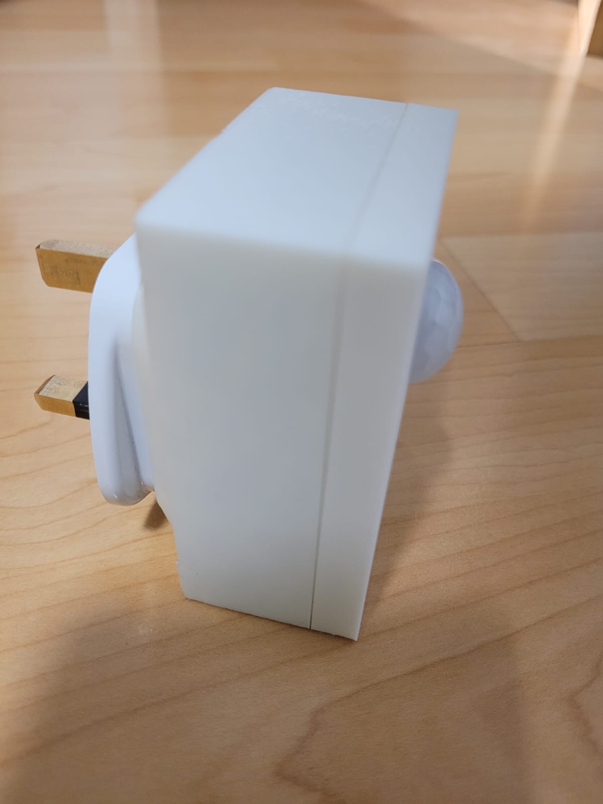 UK mains plug project box by Uni a | Download free STL model ...