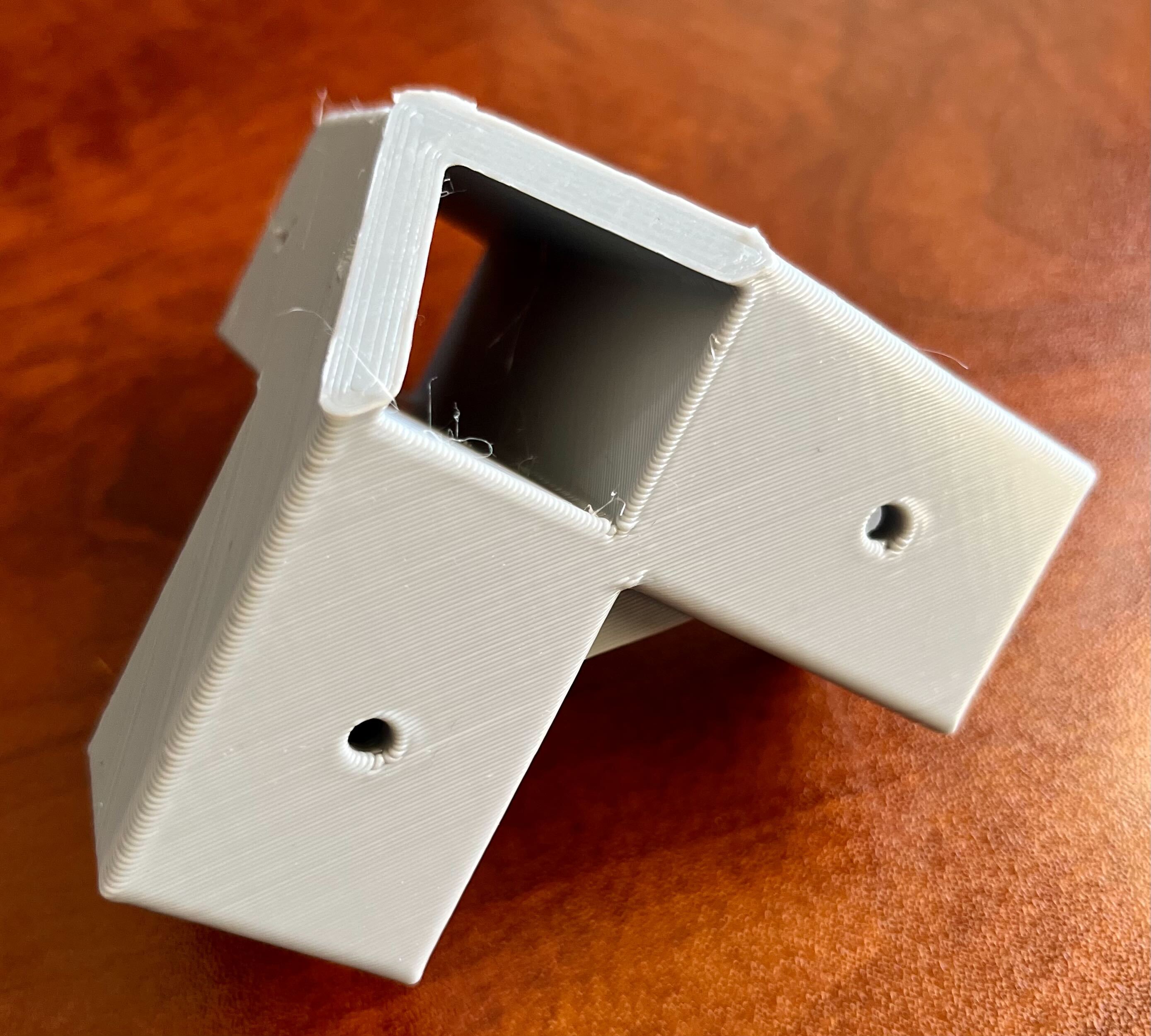 Garden stake corner bracket by Riwakalust | Download free STL model ...