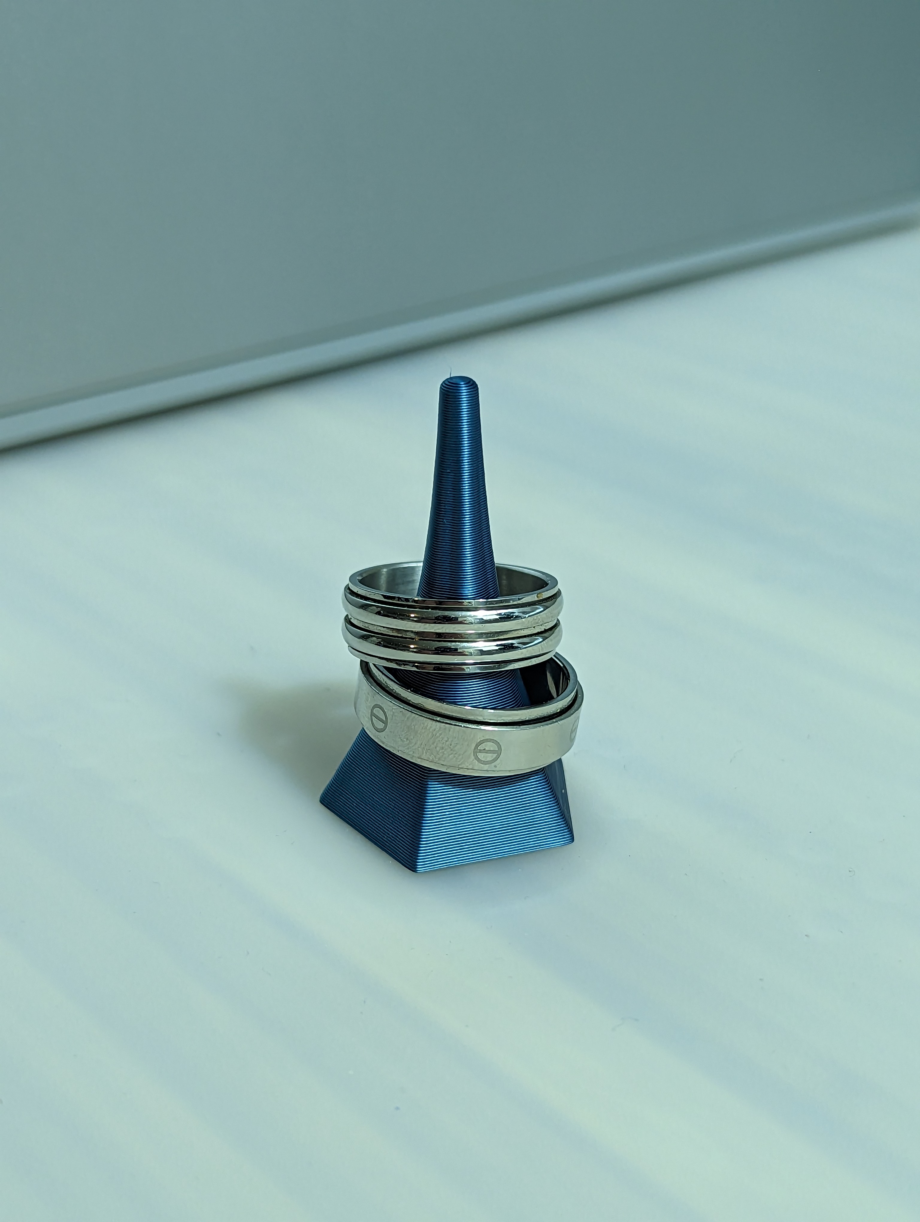 Pentagonal Ring Holder by Xtagon | Download free STL model | Printables.com