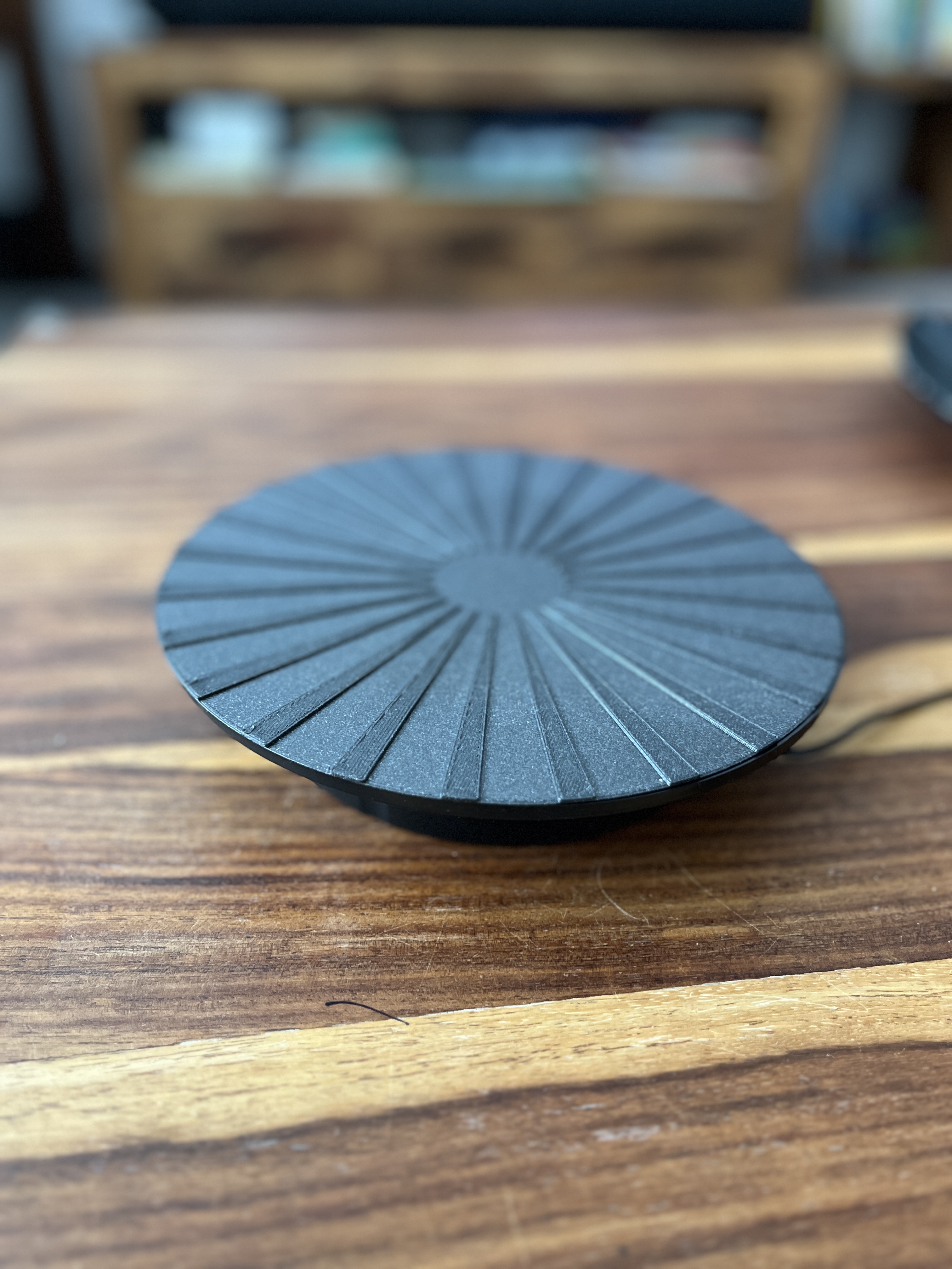 spinning shaped plate for 3d scanning by Branislav | Download free STL ...