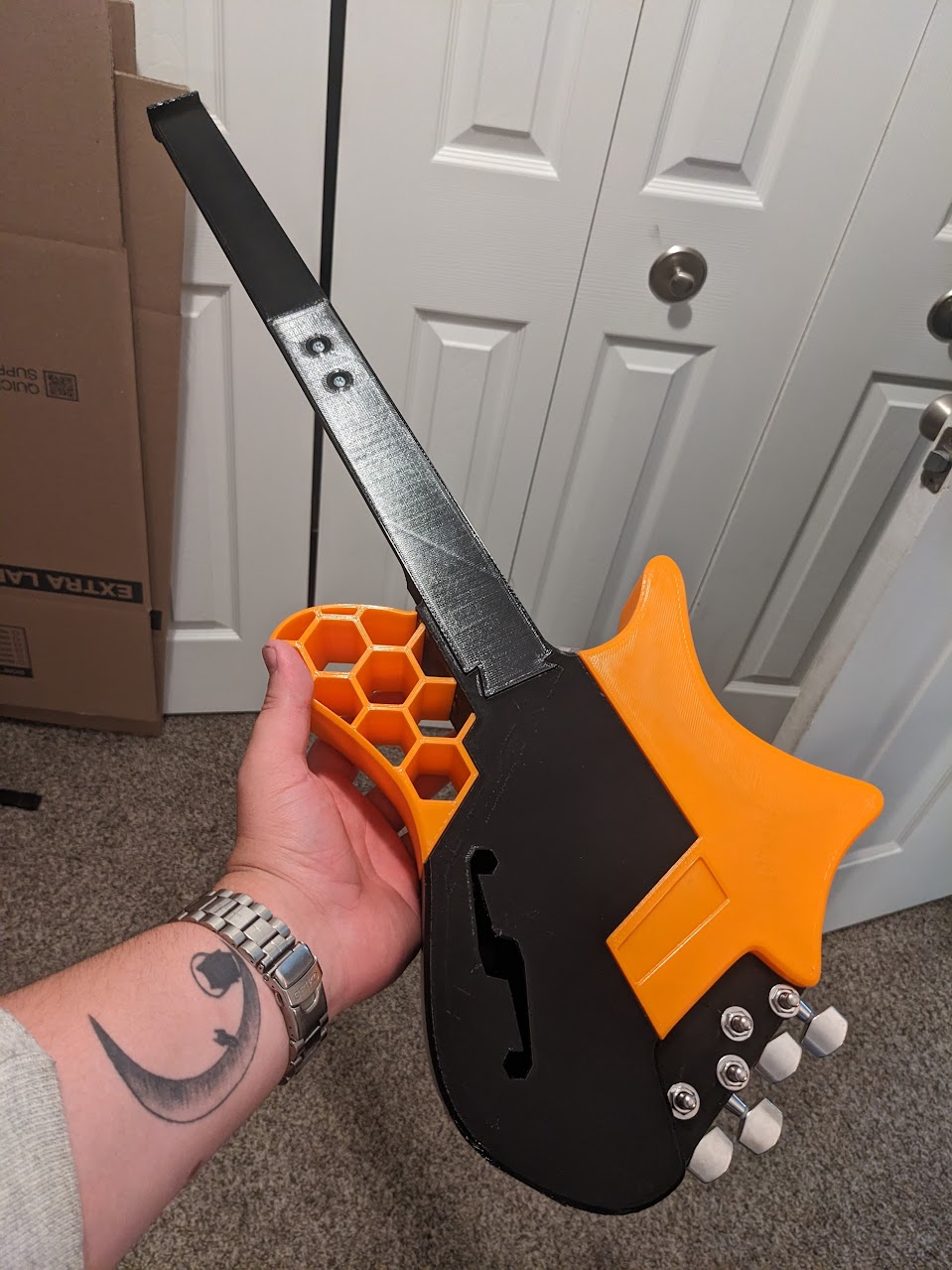 Headless Multi-Scale Baritone Ukulele by Nicholas Tupper | Download ...