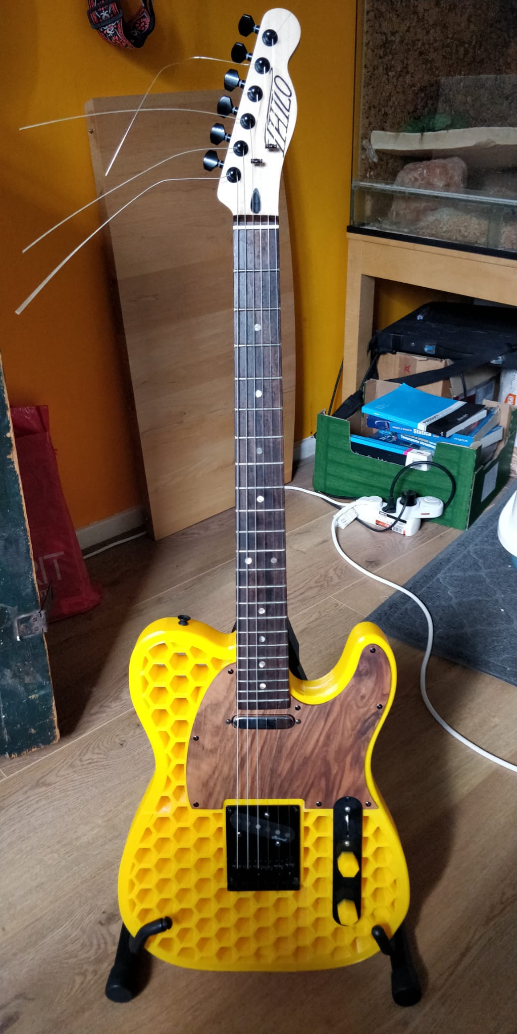 Telecaster guitar with hexagonal holes by thipilopo | Download free STL ...