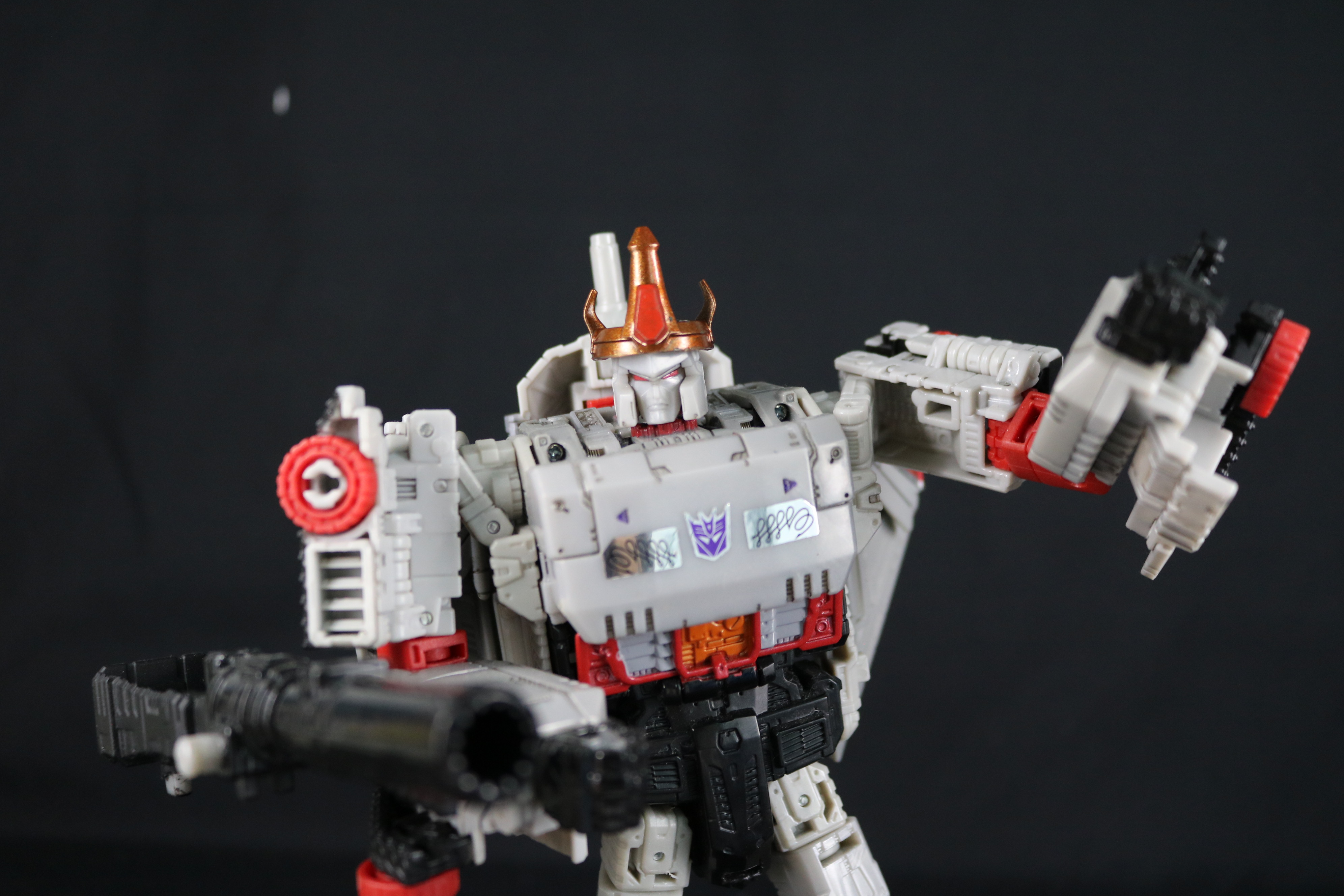 Starscream's Crown for Titans Returns Figures by Funbie Studios ...
