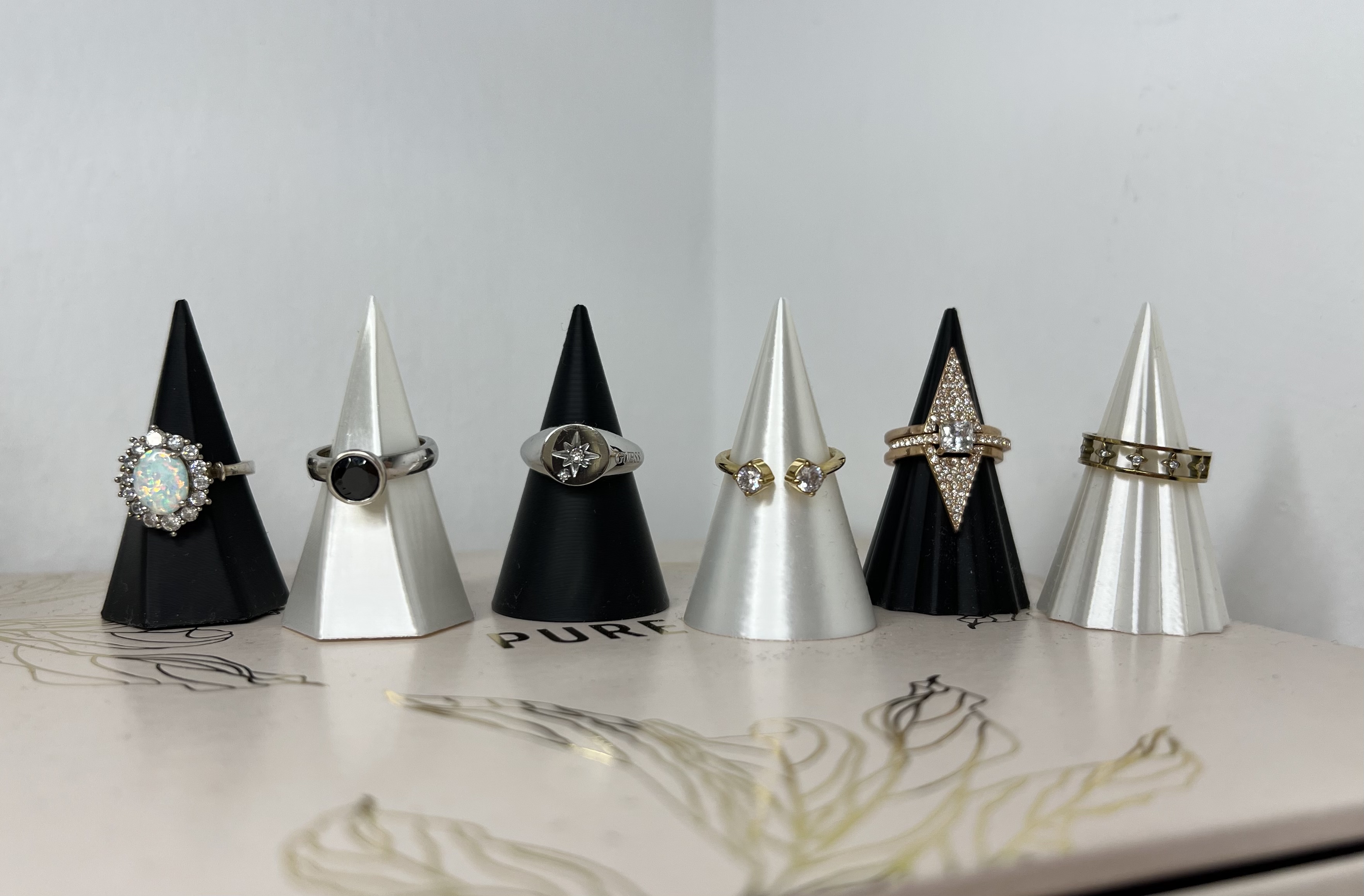Simple cone ring holder by RestoreDoctor | Download free STL model ...