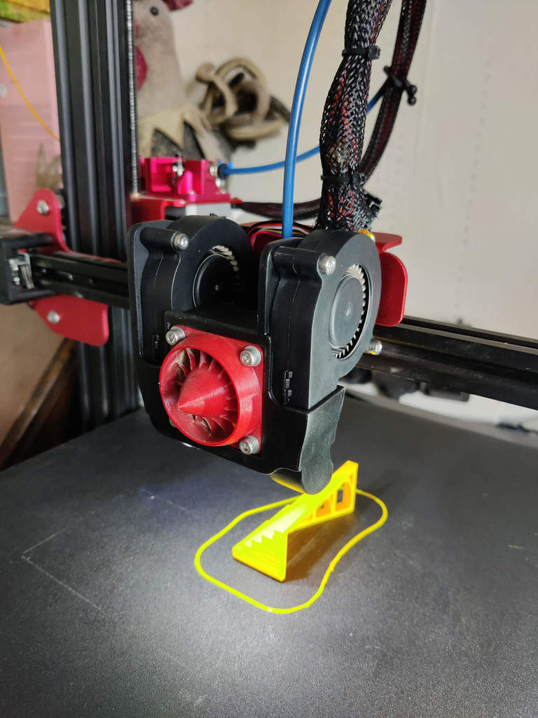 CR-10S Pro V2 Hotend Fan Duct / Cover / Mount by Zepha | Download free STL model | Printables.com