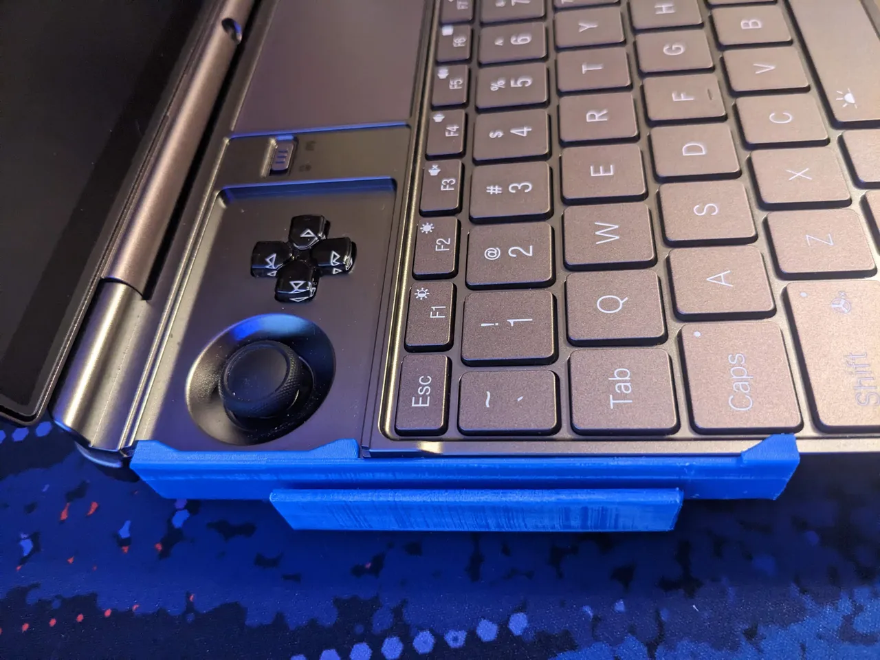 Grips for the GPD Win Max 2 (6800U) by Selinth | Download free STL ...