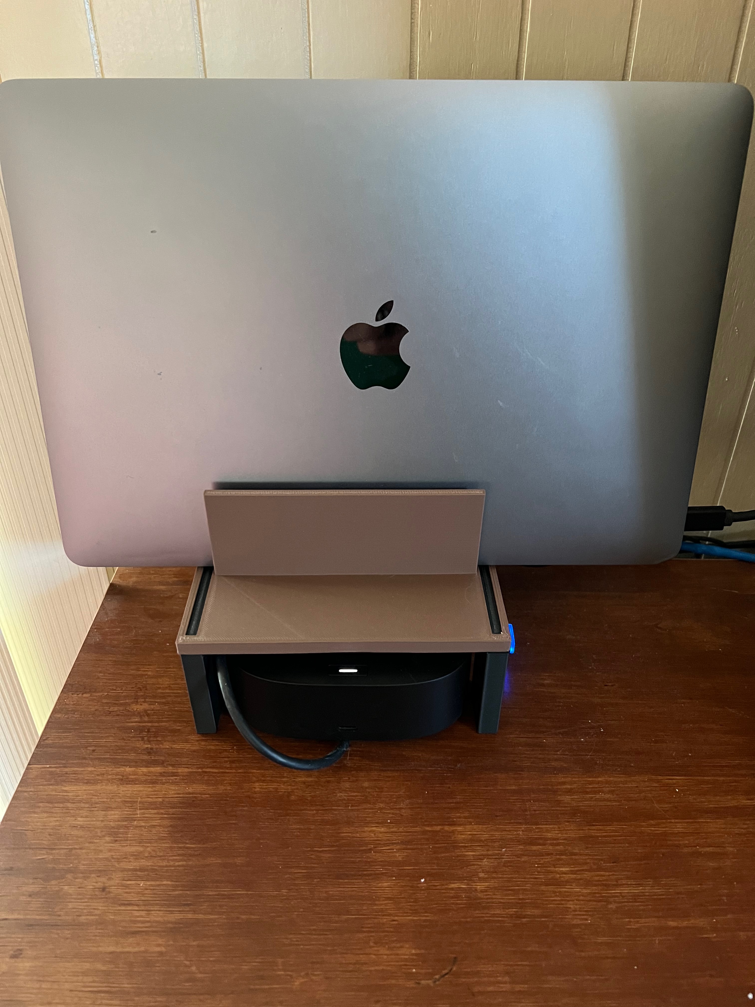 Dock cover with laptop stand for HP G25 USB C dock by Trcronin ...