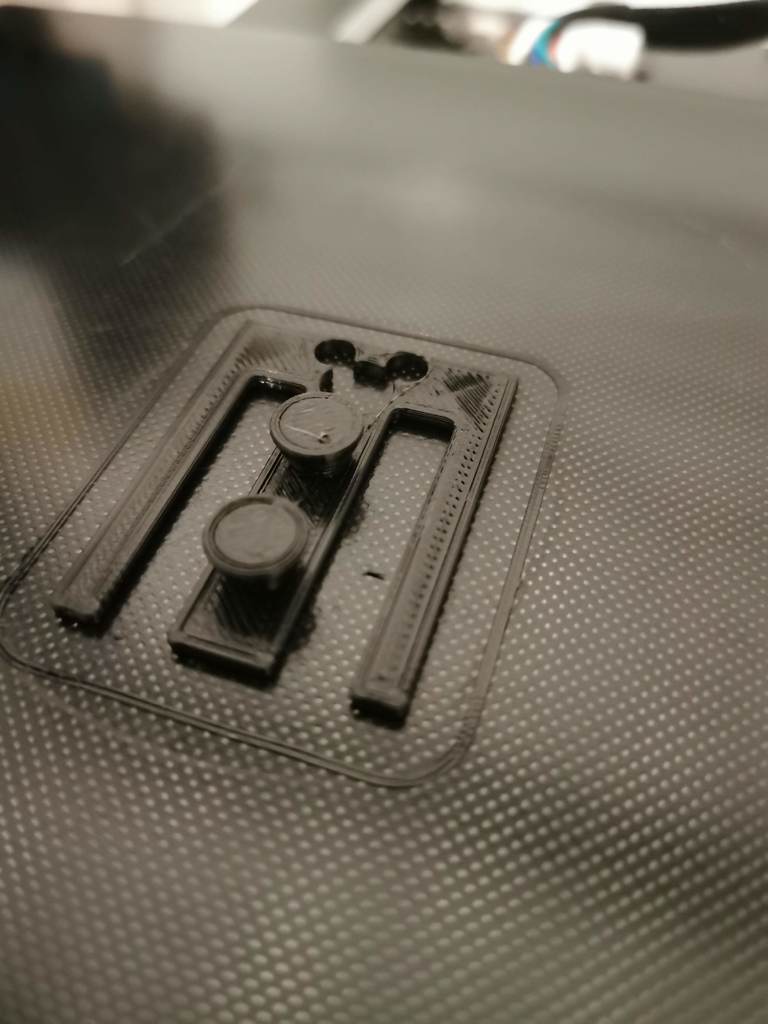 Ski Mask Holder by MaxSchappi | Download free STL model | Printables.com