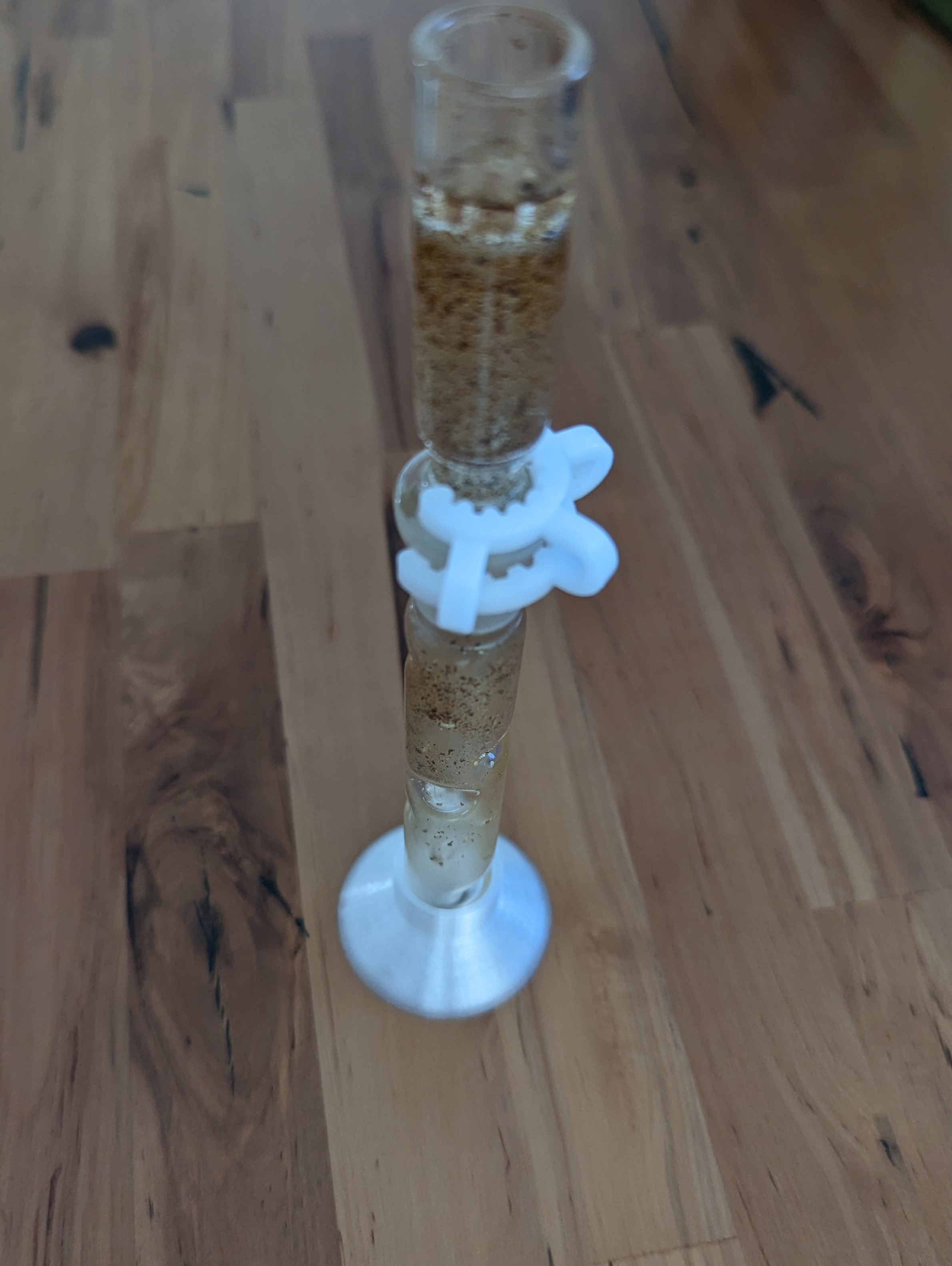 18mm Glass Vaporizer Mouthpiece Stand by hellgiver | Download free STL ...