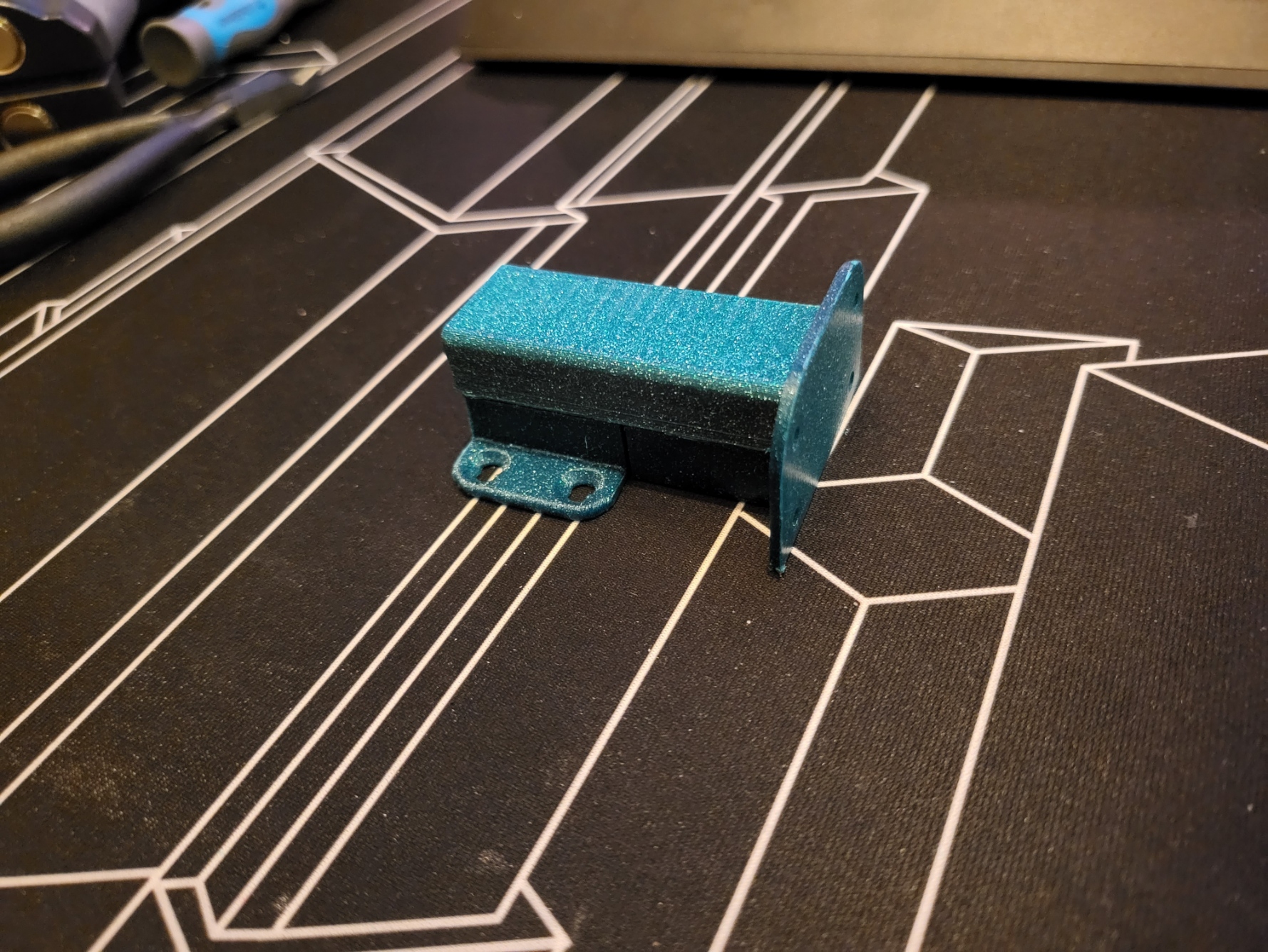 Simple Hidden Child Lock by ShakyComma | Download free STL model ...