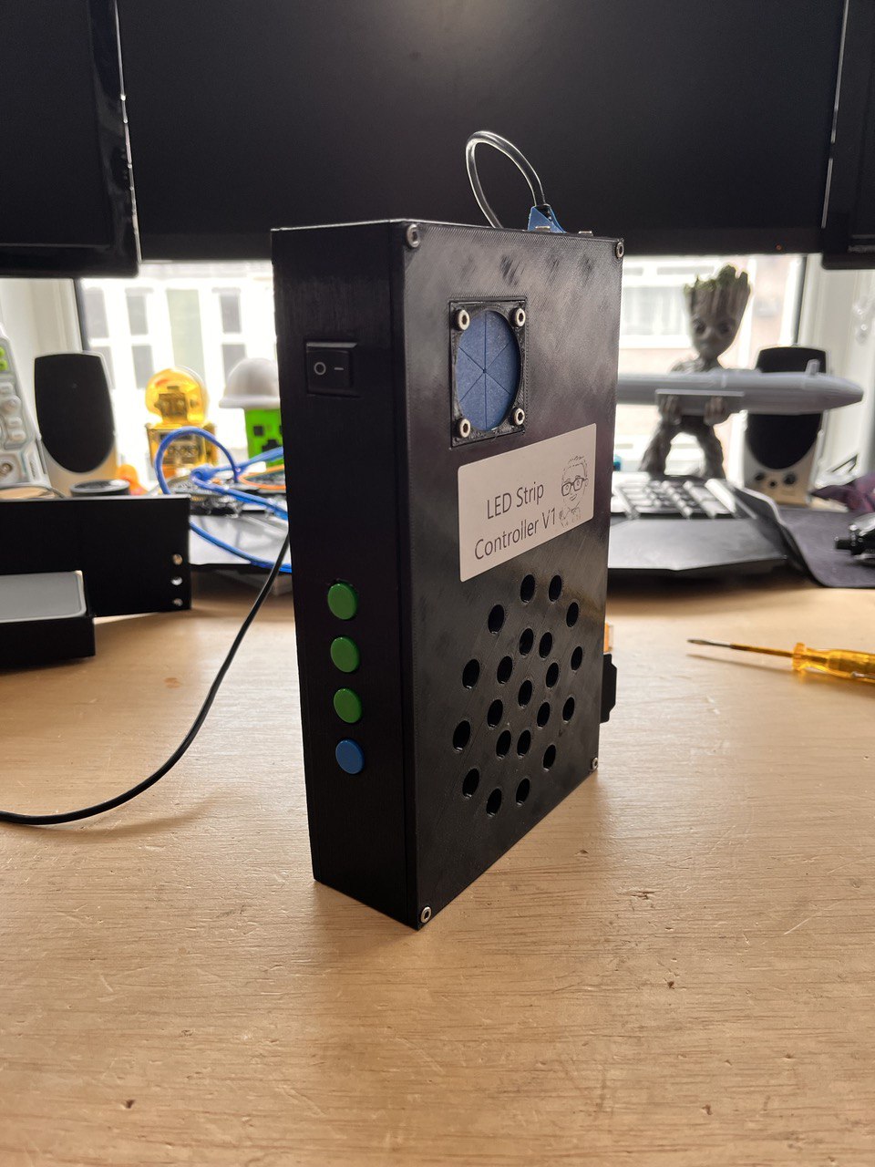 Server Rack LED Strip Controller Veroboard Case by Scott Gibb ...