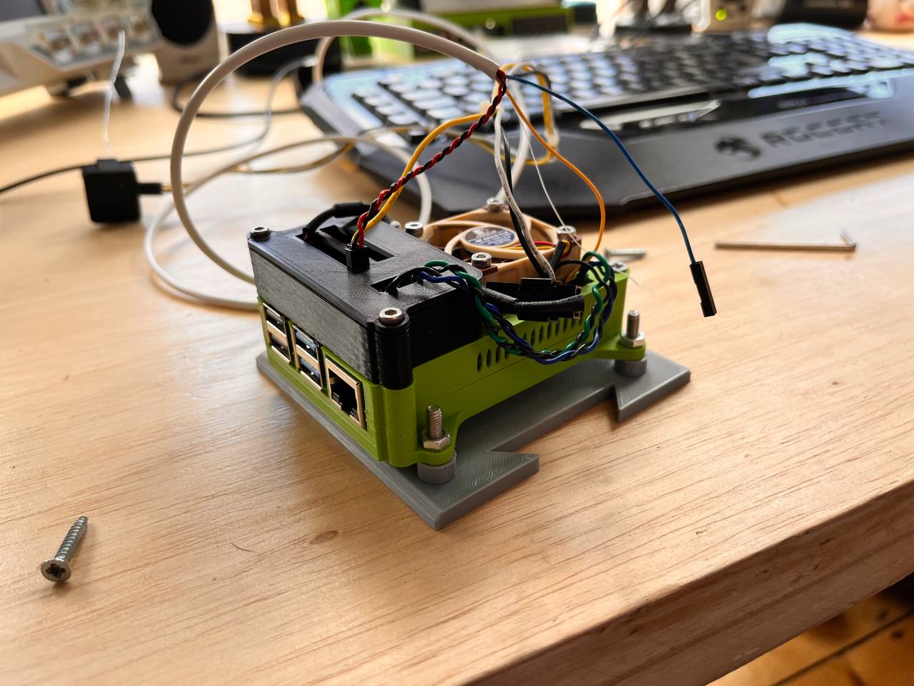 Raspberry Pi Power Splitter Case Add-on by Scott Gibb | Download free ...