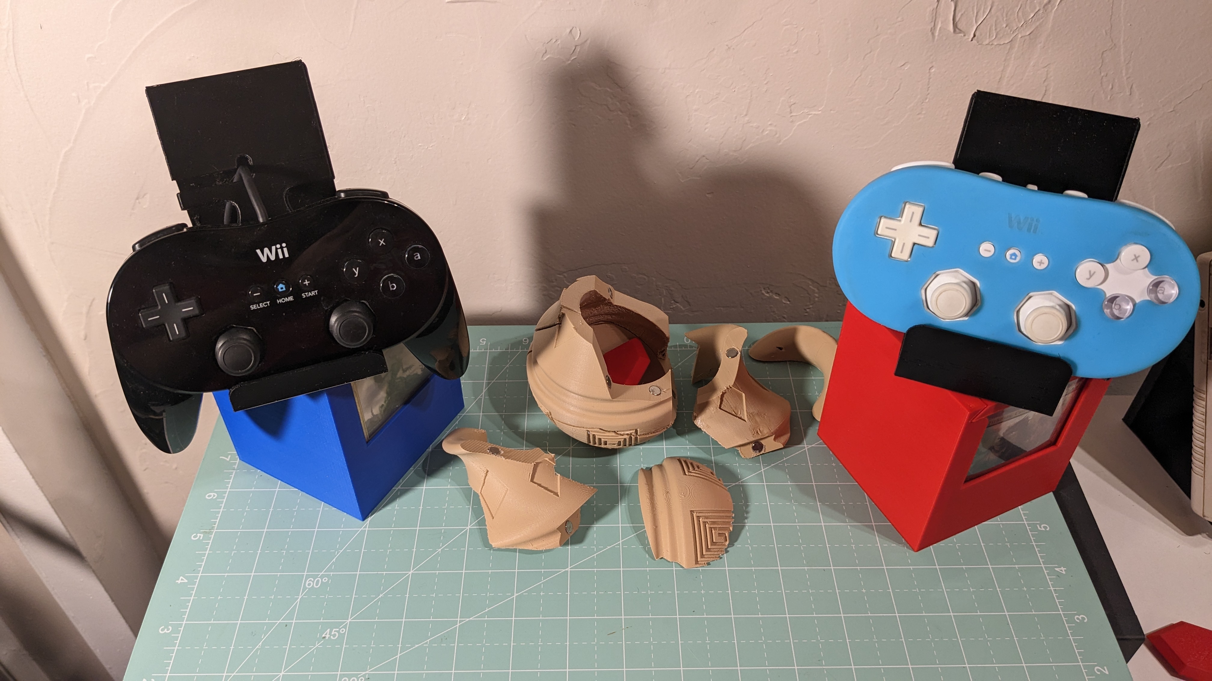 Wii Controller Display Shelf by masterHman | Download free STL model ...