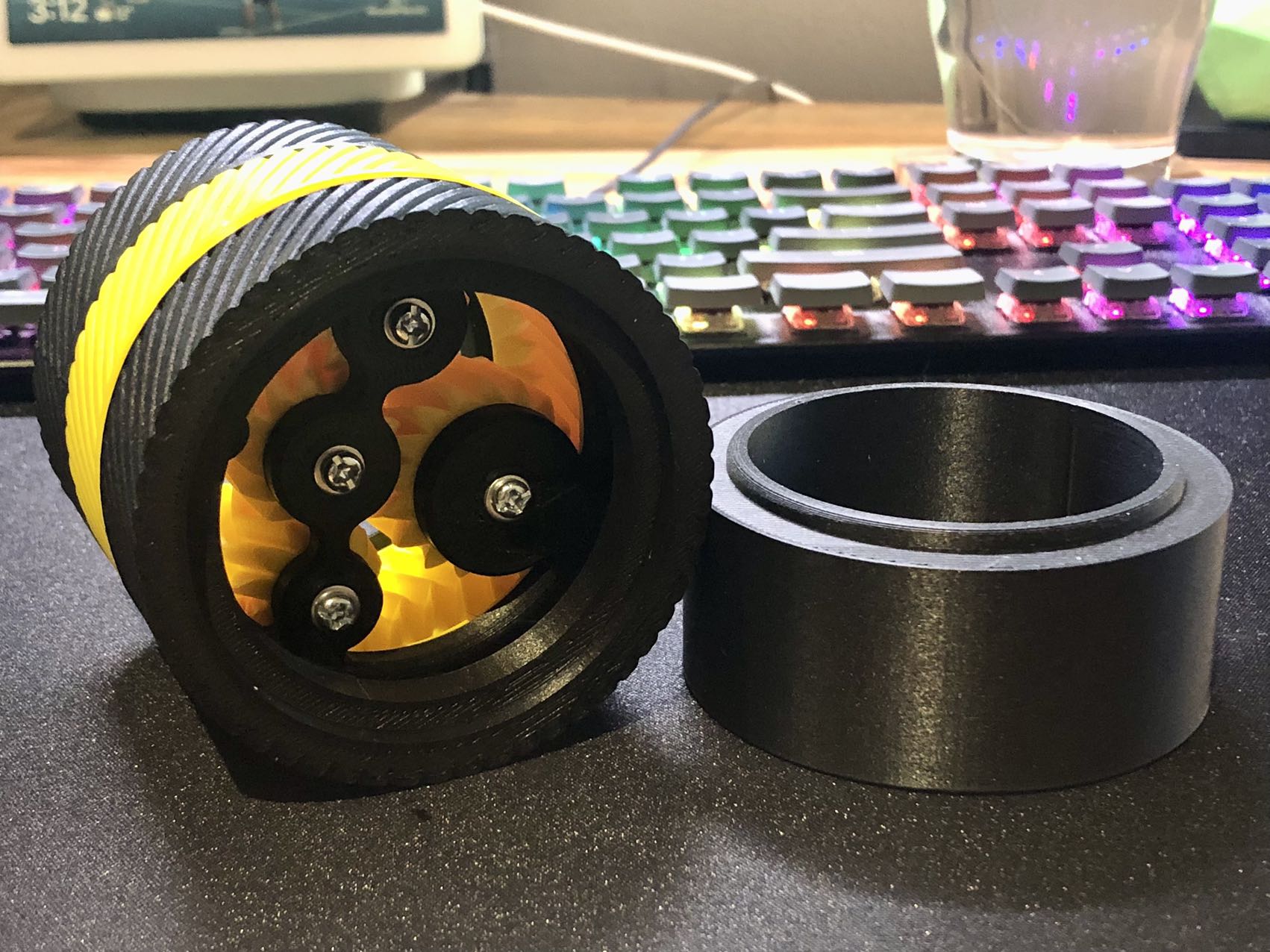 Umikot - Thick Spin Ring 58mm and 54mm by YT | Download free STL model ...