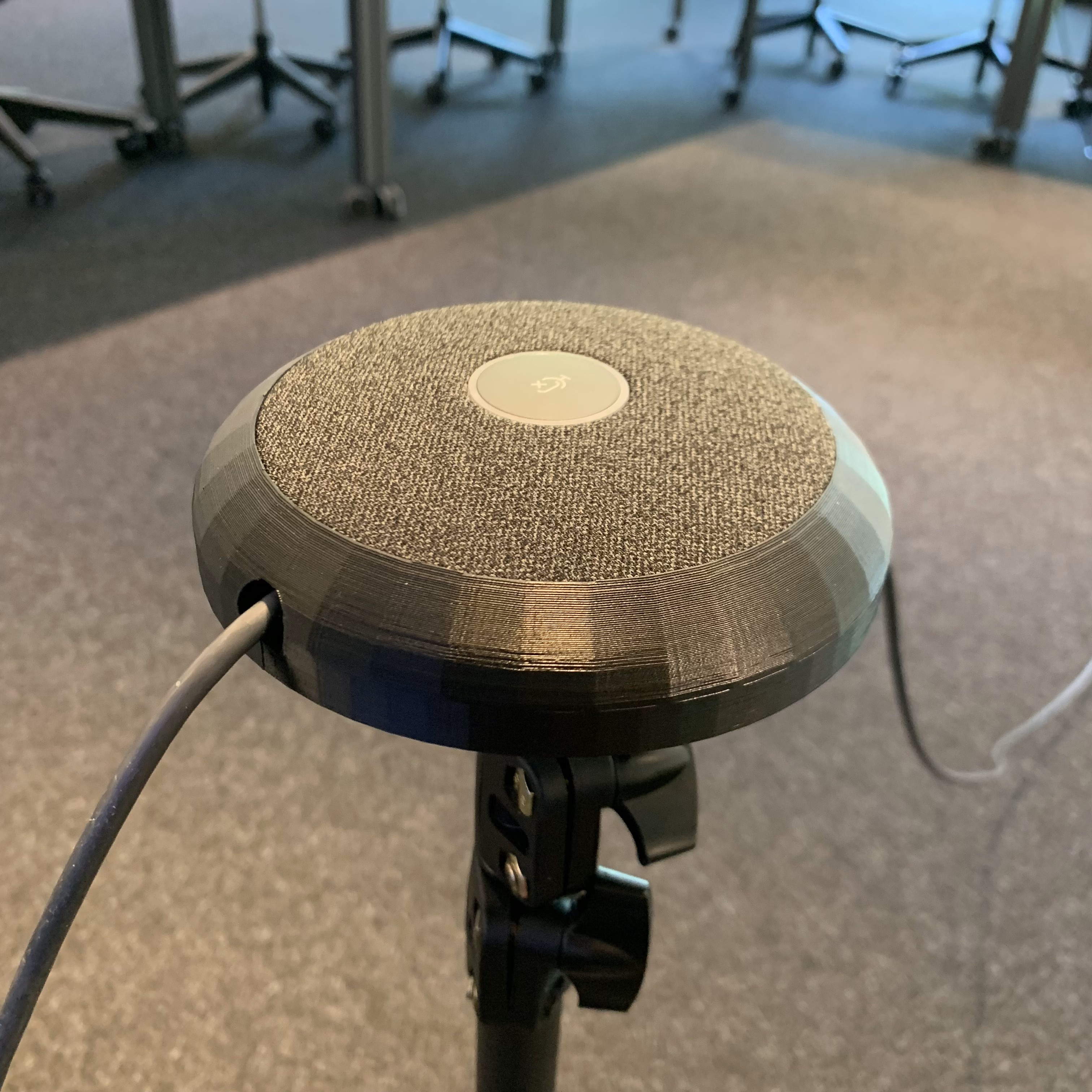 Logitech Mic Pod Tripod Mount by Fabian Lorenz | Download free STL ...
