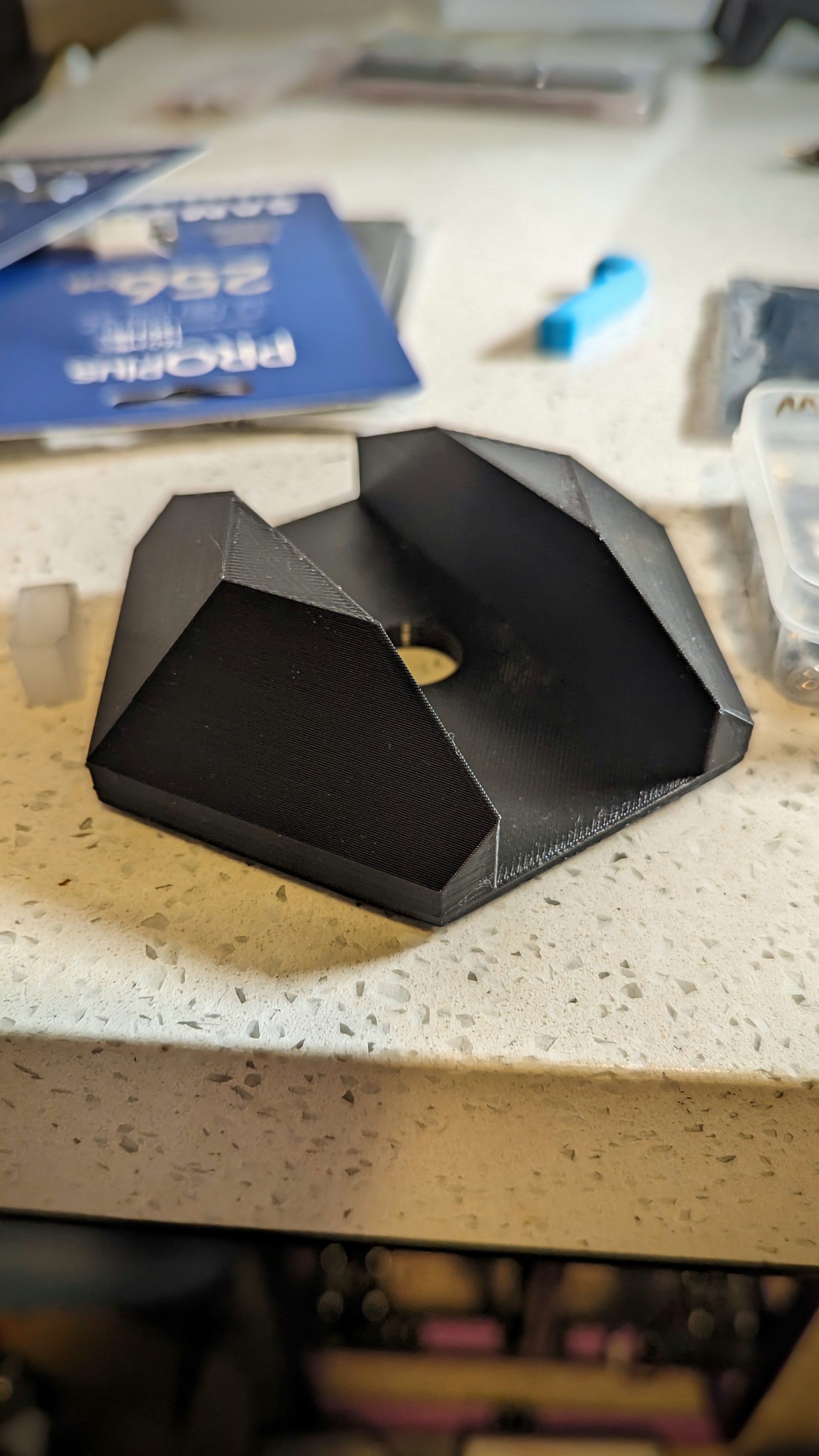 Lenovo ThinkCentre M93p Tiny Stand by indistinctTalk | Download free ...