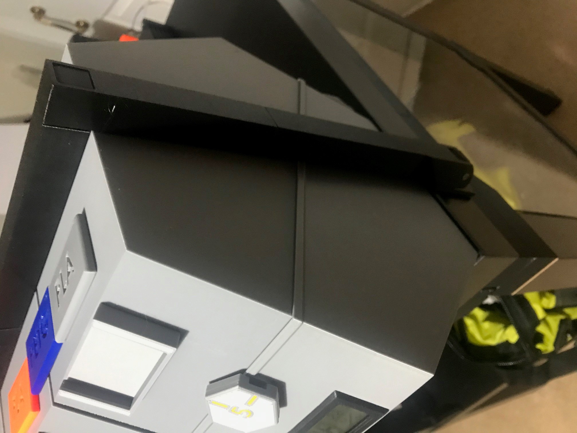 Dry Box Clamp by SteveS | Download free STL model | Printables.com